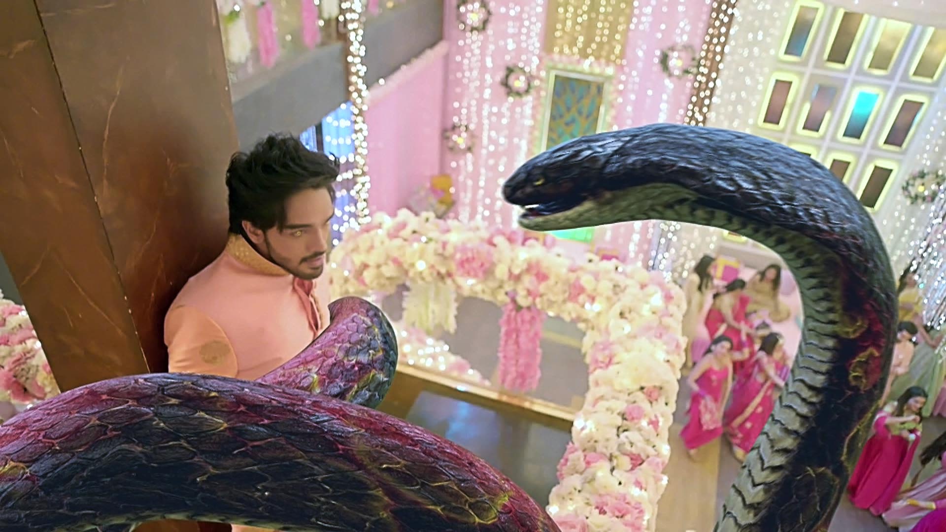 Watch Nazar S1 Episode 90 on JioHotstar