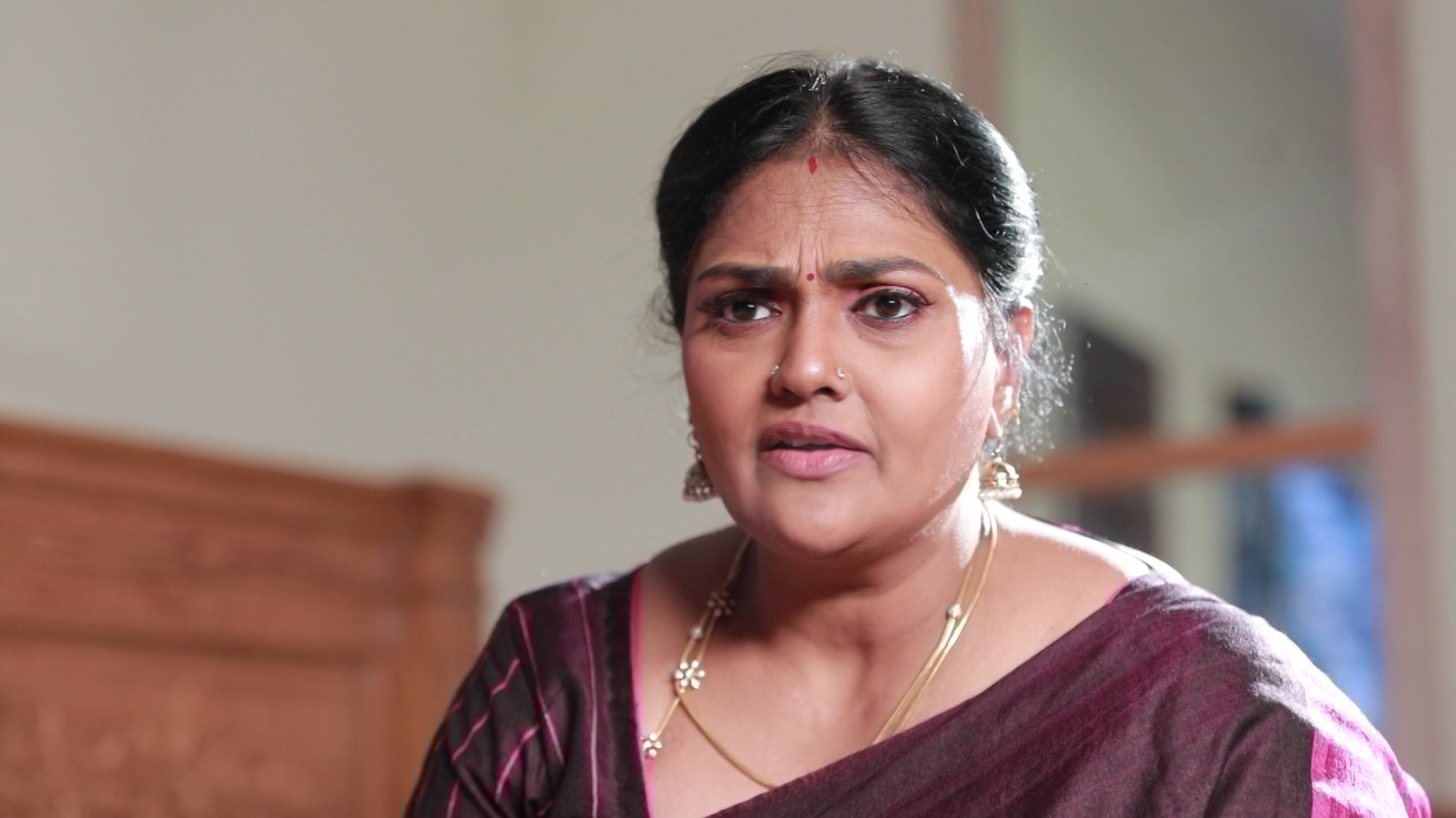 Stream Gomathi Rebukes Pandian Season 3 Episode 213 – Gomathi Rebukes Pandian on Disney+ Hotstar