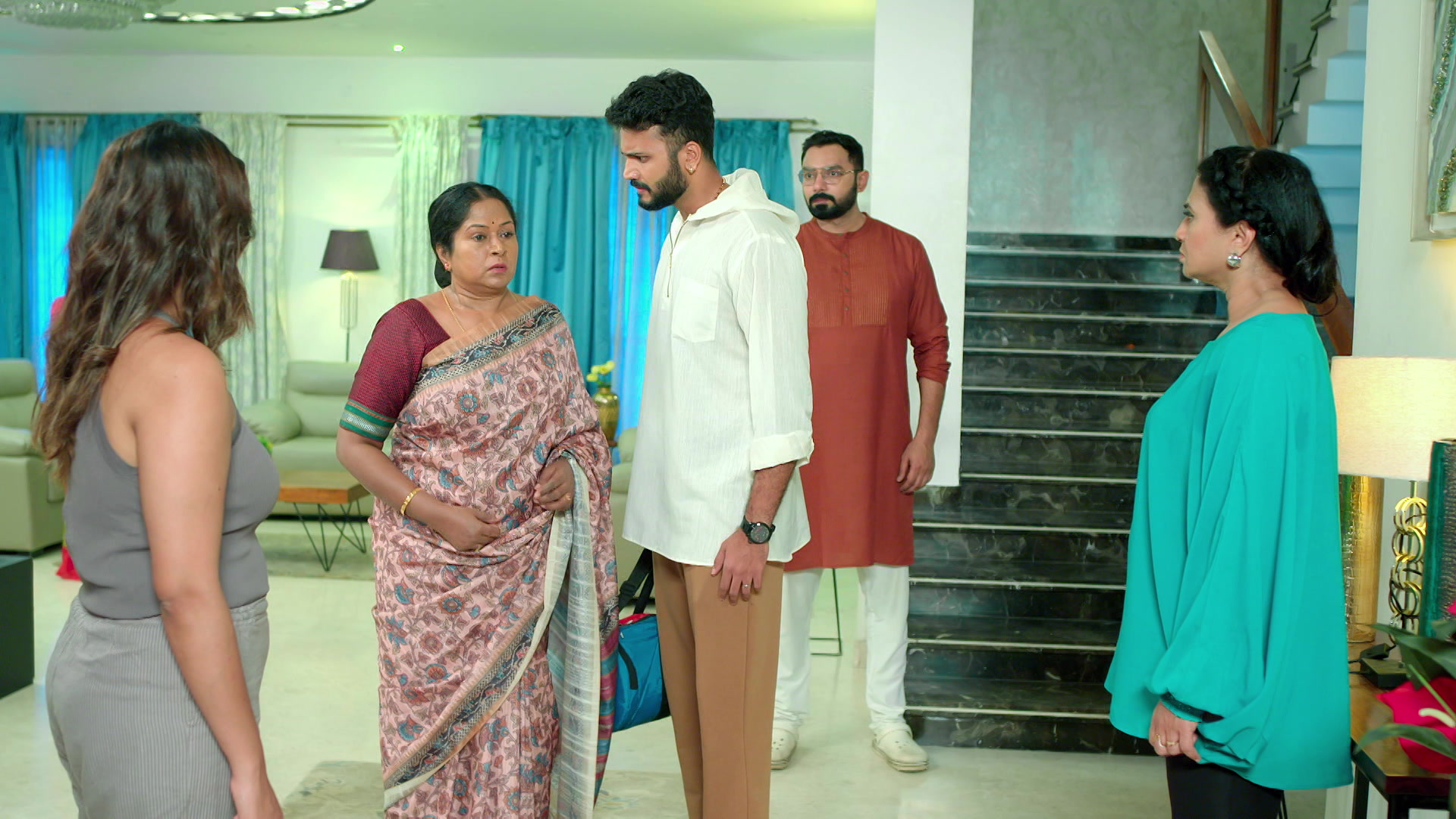 Watch Namma Lachi S1 Episode 241 on JioHotstar