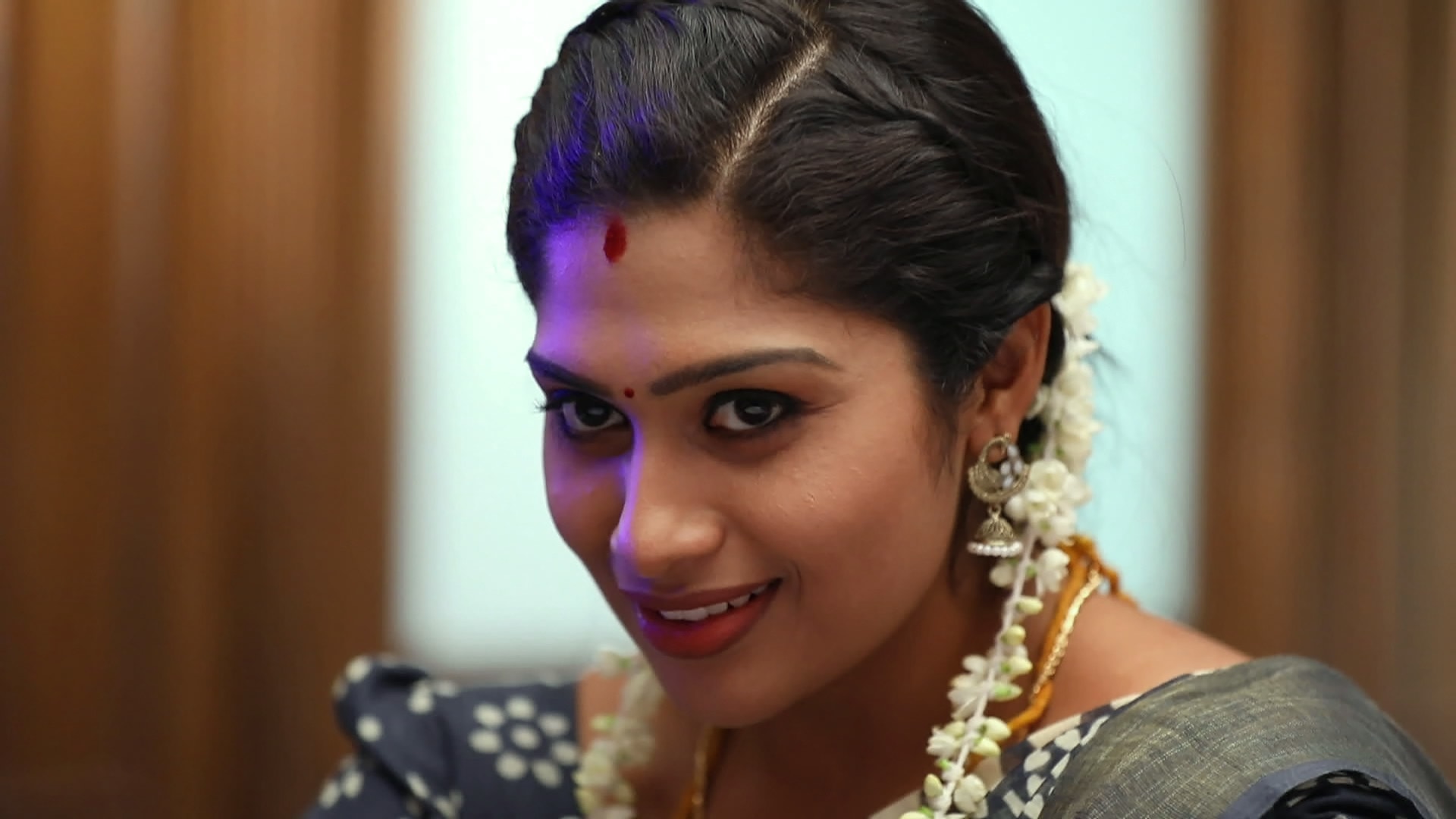 Watch muthazhagu All Episodes | Watcho