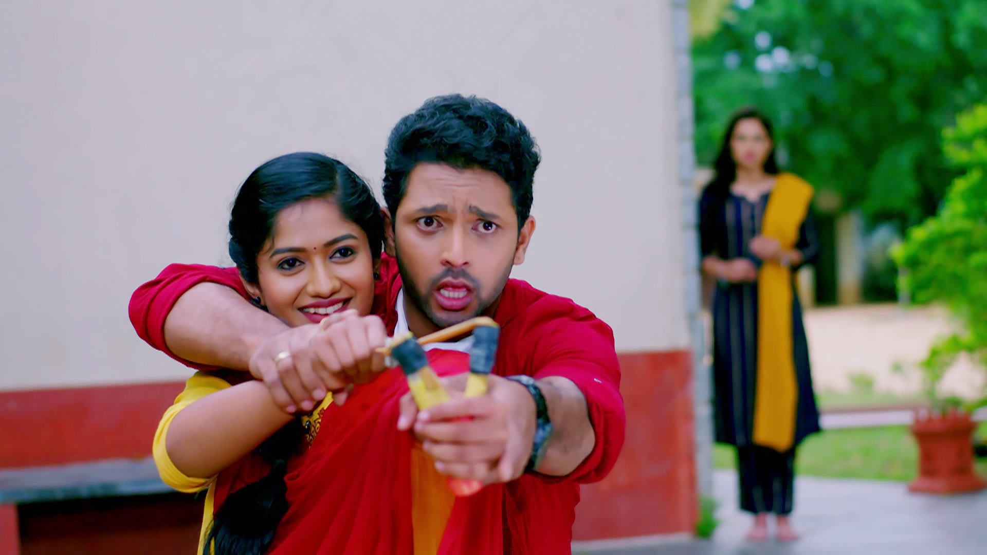 Watch raaji only on Watcho