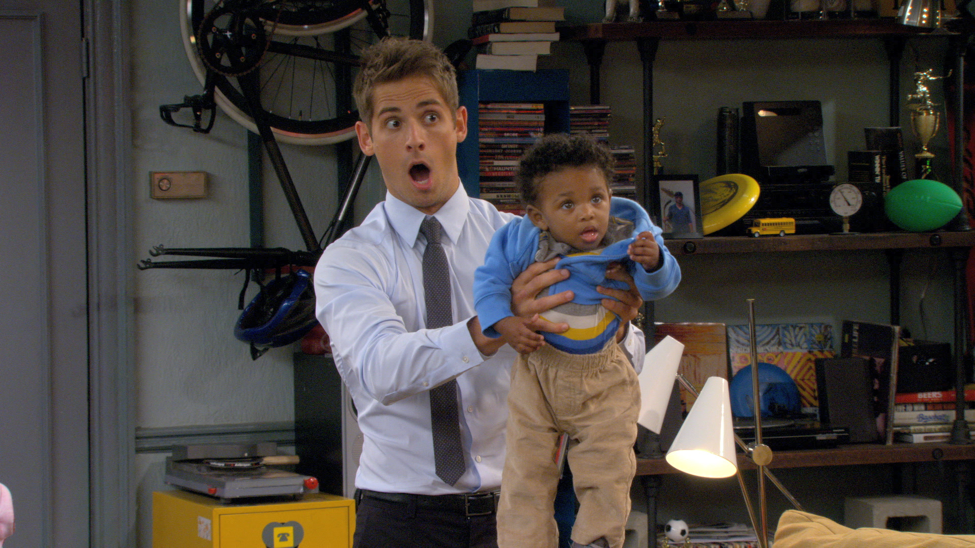 Watch Baby Daddy Episode 1 on Disney+ South Africa | English Comedy Series