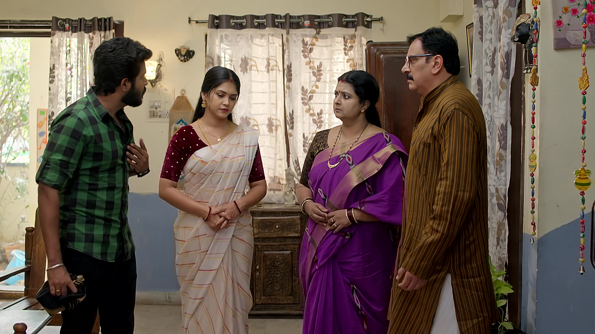 Watch gunde-ninda-gudi-gantalu All Episodes | Watcho