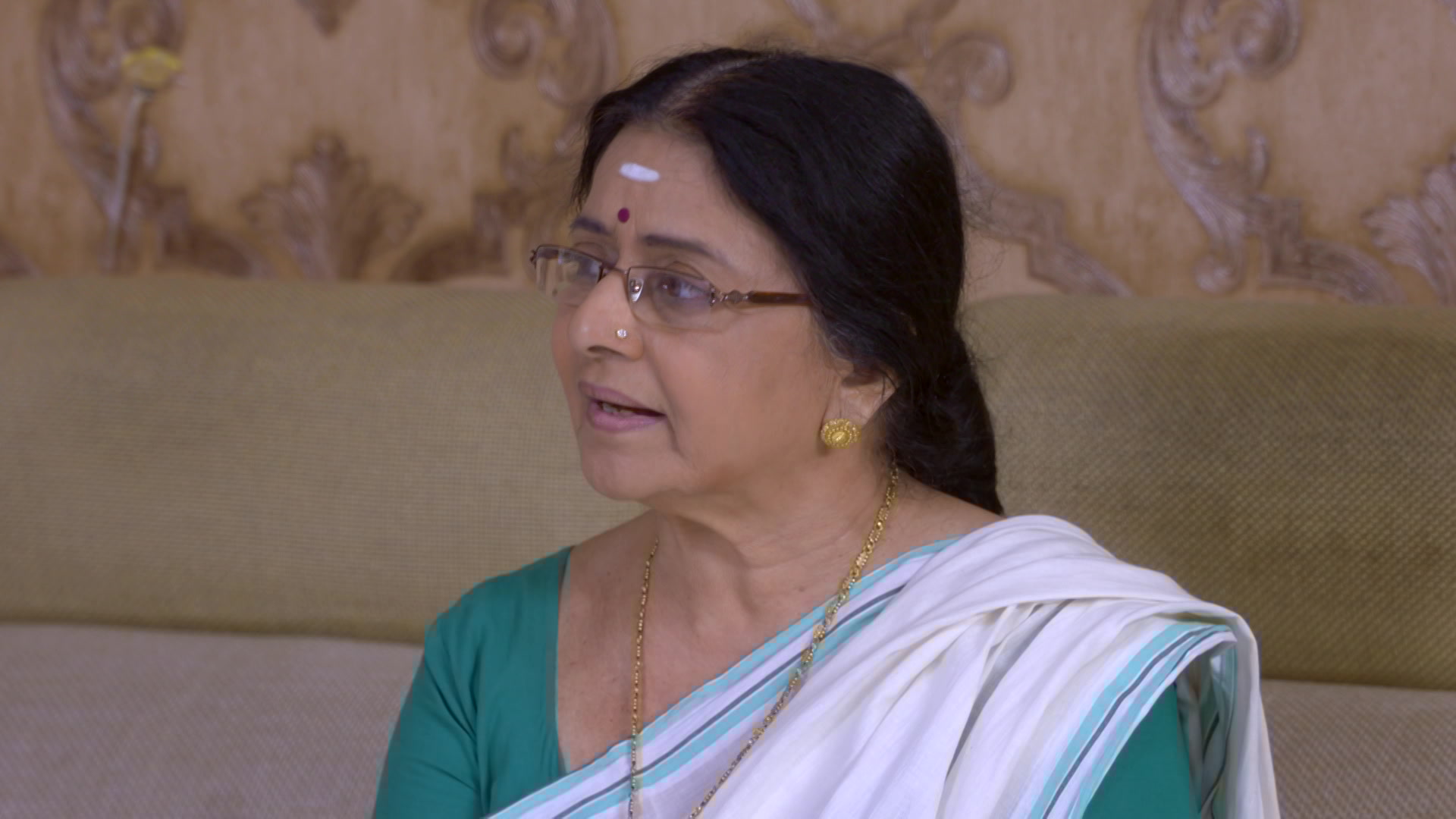 E1 - Devaki's Clever Move - JioHotstar