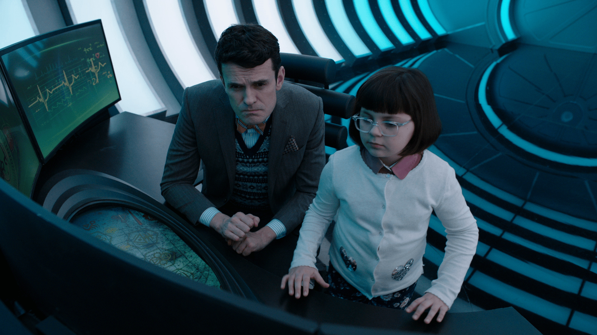 Watch Gabby Duran And The Unsittables S2 Episode 1 on Disney+ United ...