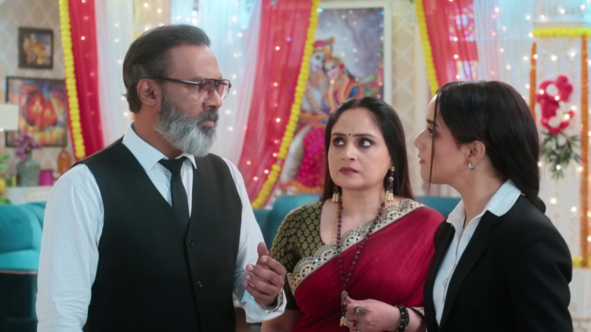 Watch Aarti Anjali Awasthi Episode 144 on JioHotstar