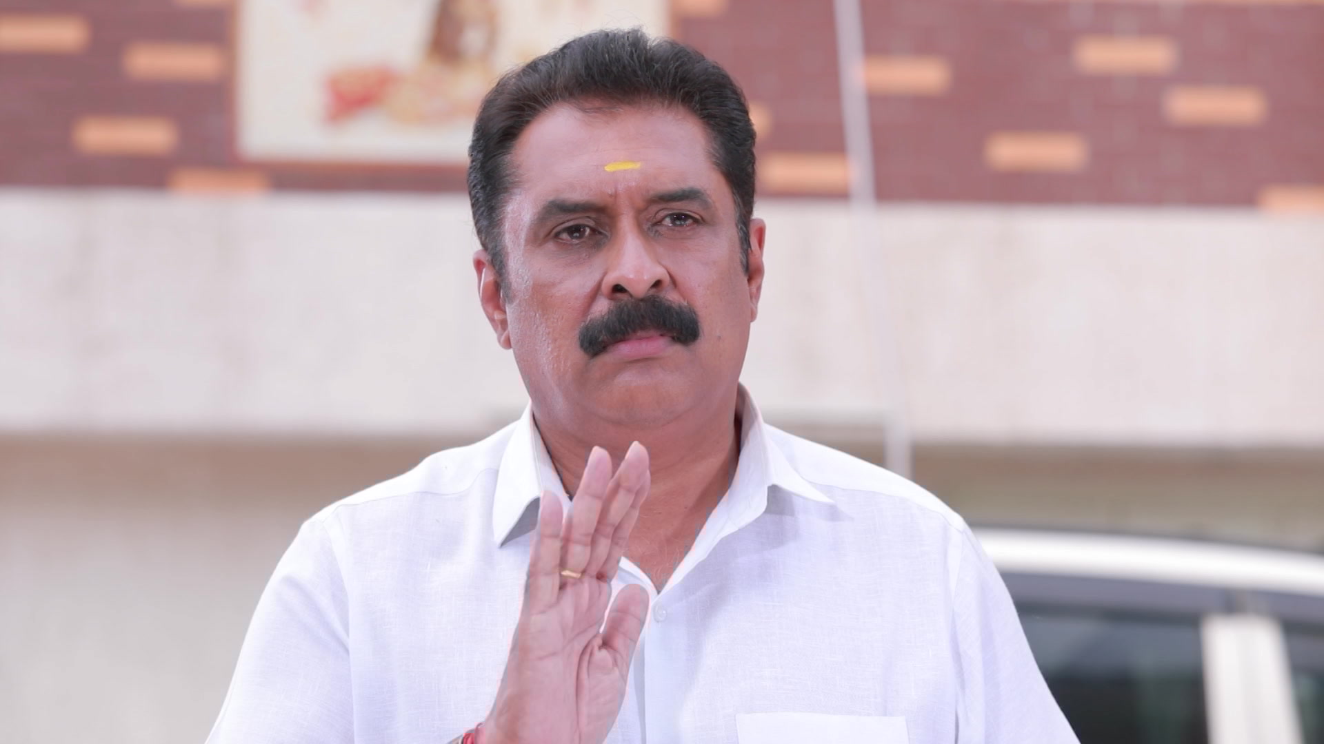 Stream Muthuvel Gives Gandhimathi Two Choices Season 3 Episode 352 ...