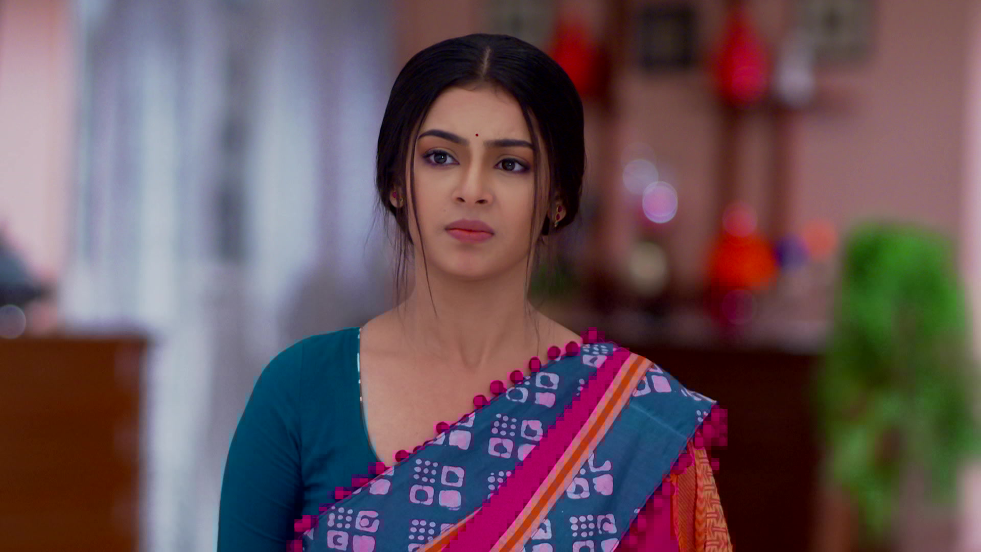 Watch Roshnai S1 Episode 154 on JioHotstar