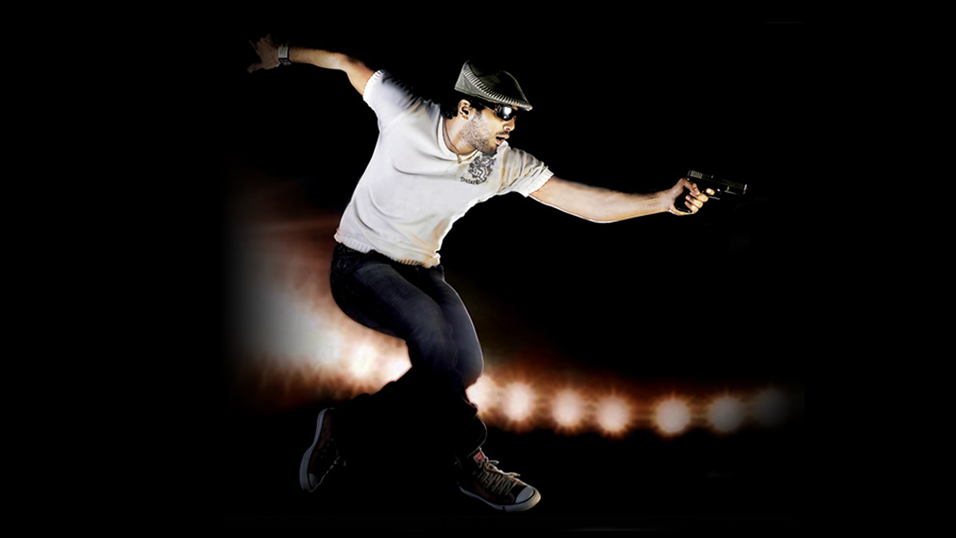 Modhi Vilayadu - Hotstar