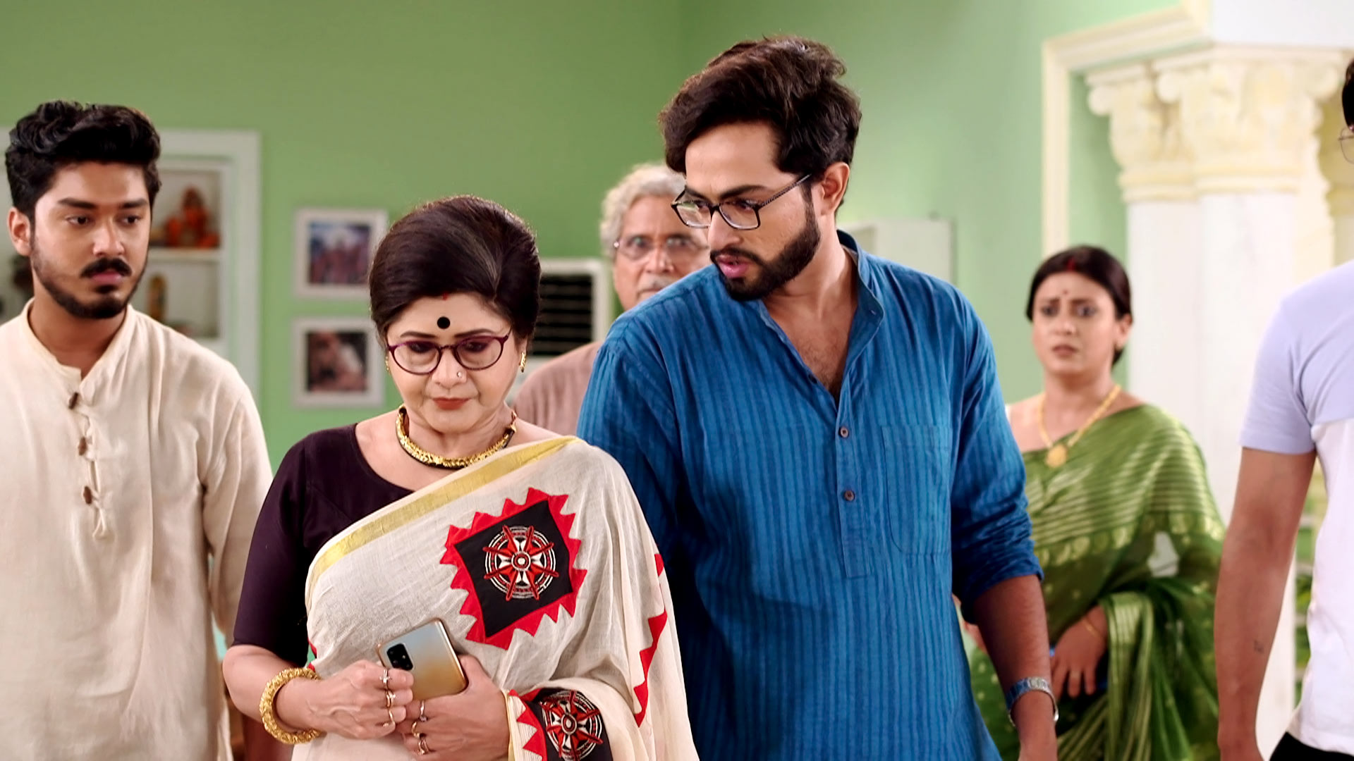 Watch Falna Episode 166 on JioHotstar