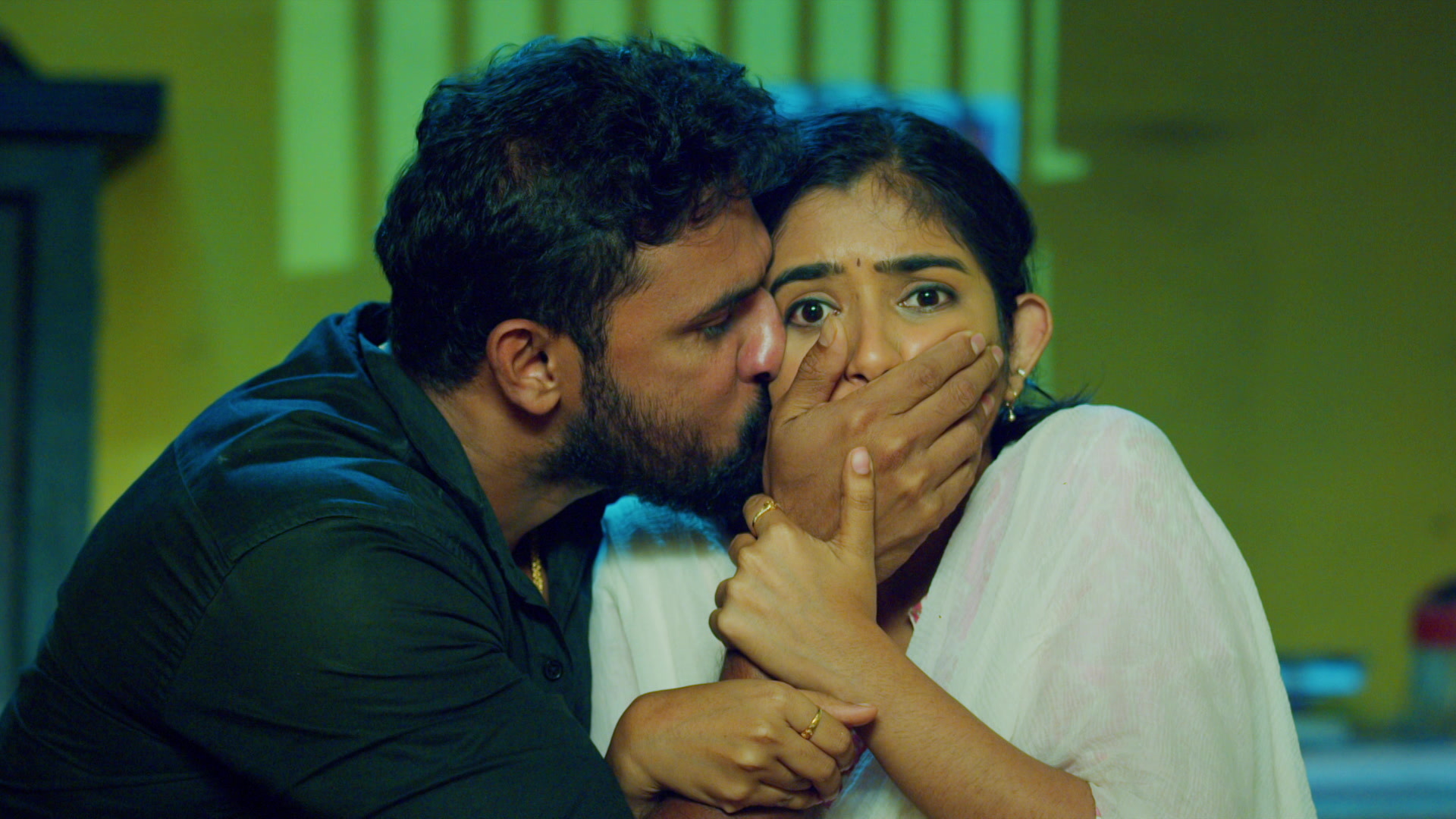 Watch Neenadhe Naa S2 Episode 72 on JioHotstar