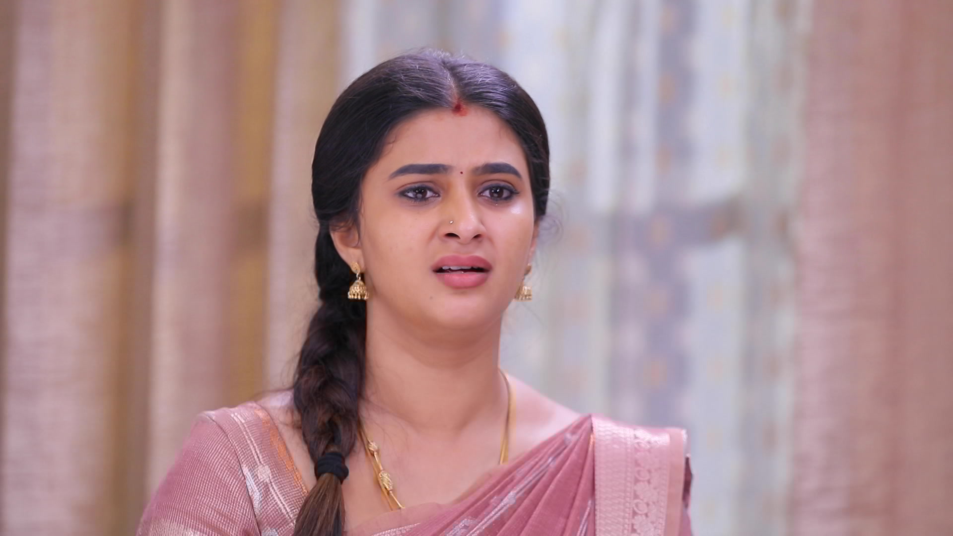 Stream Kanmani's Timely Help for Ponni Season 1 Episode 120 – Kanmani's ...