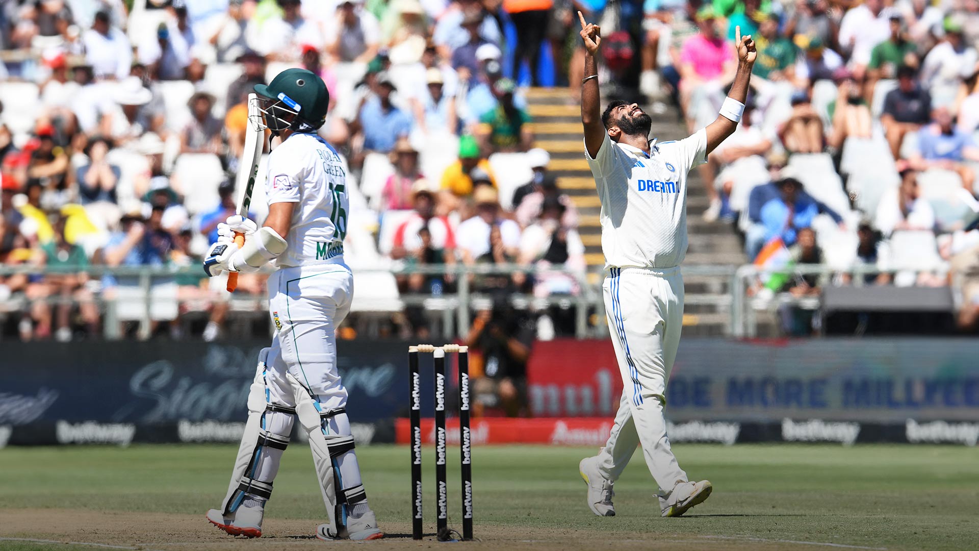 Live Cricket, Football Matches & Live TV Sports Channels