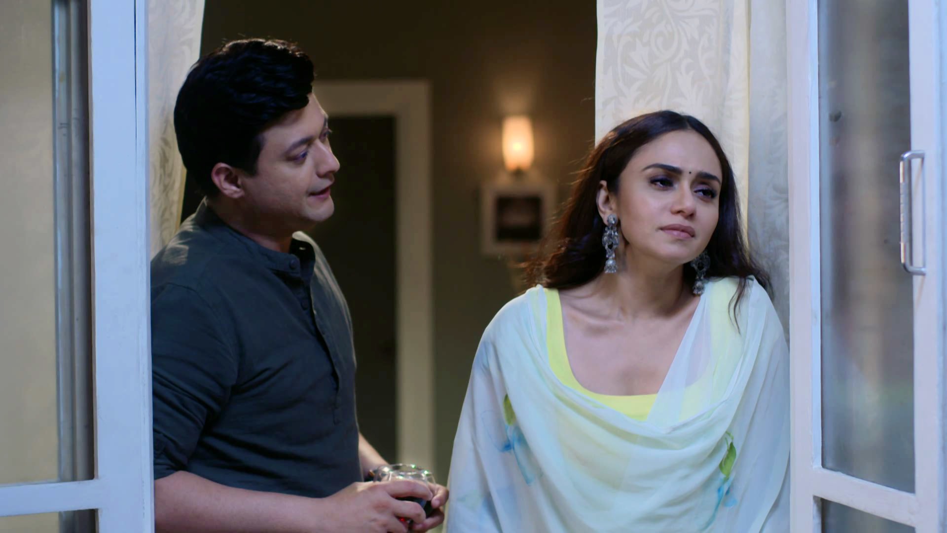 Watch Vishwas Plans a Surprise Online