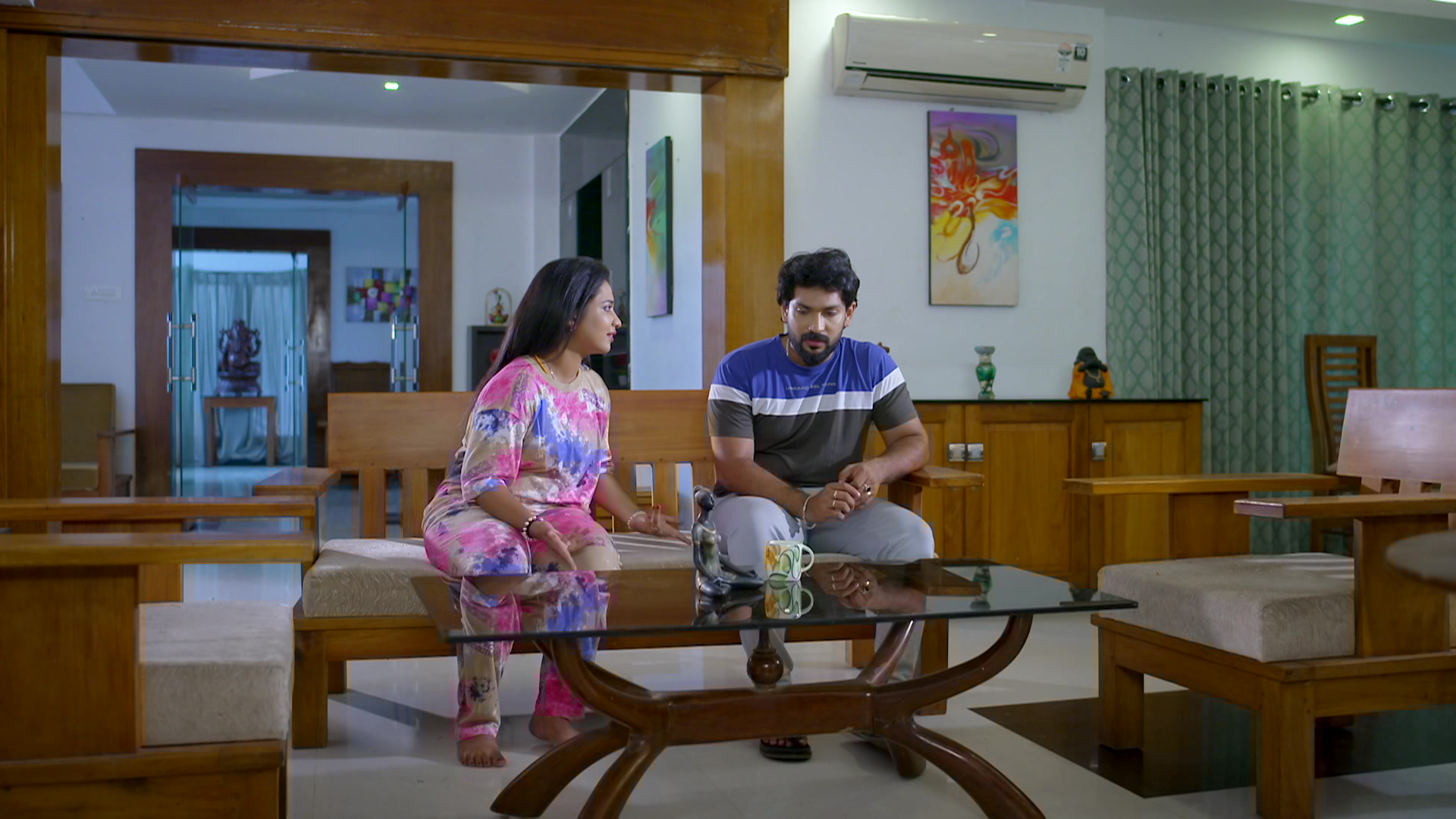 Watch Chempaneer Poovu Episode 258 on JioHotstar