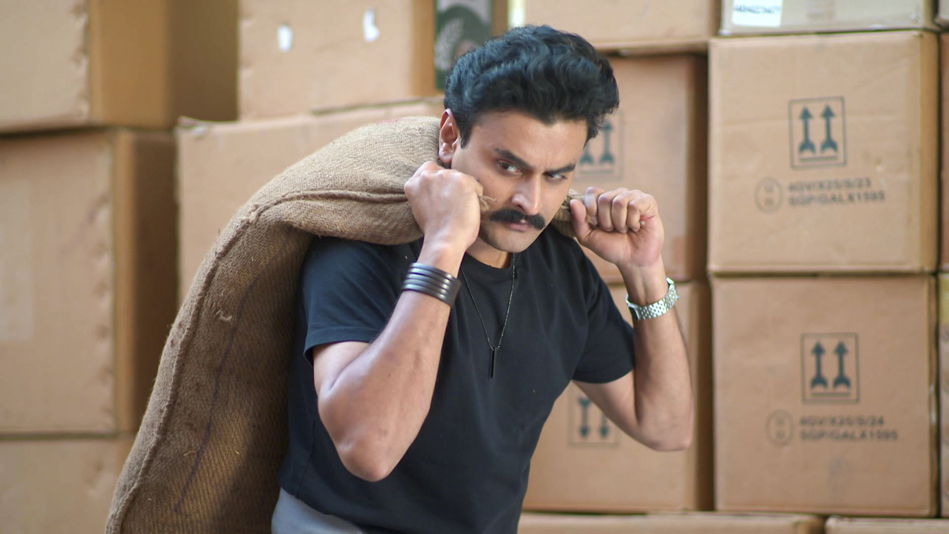 Watch Gharo Ghari Maatichya Chuli S1 Episode 583 on JioHotstar