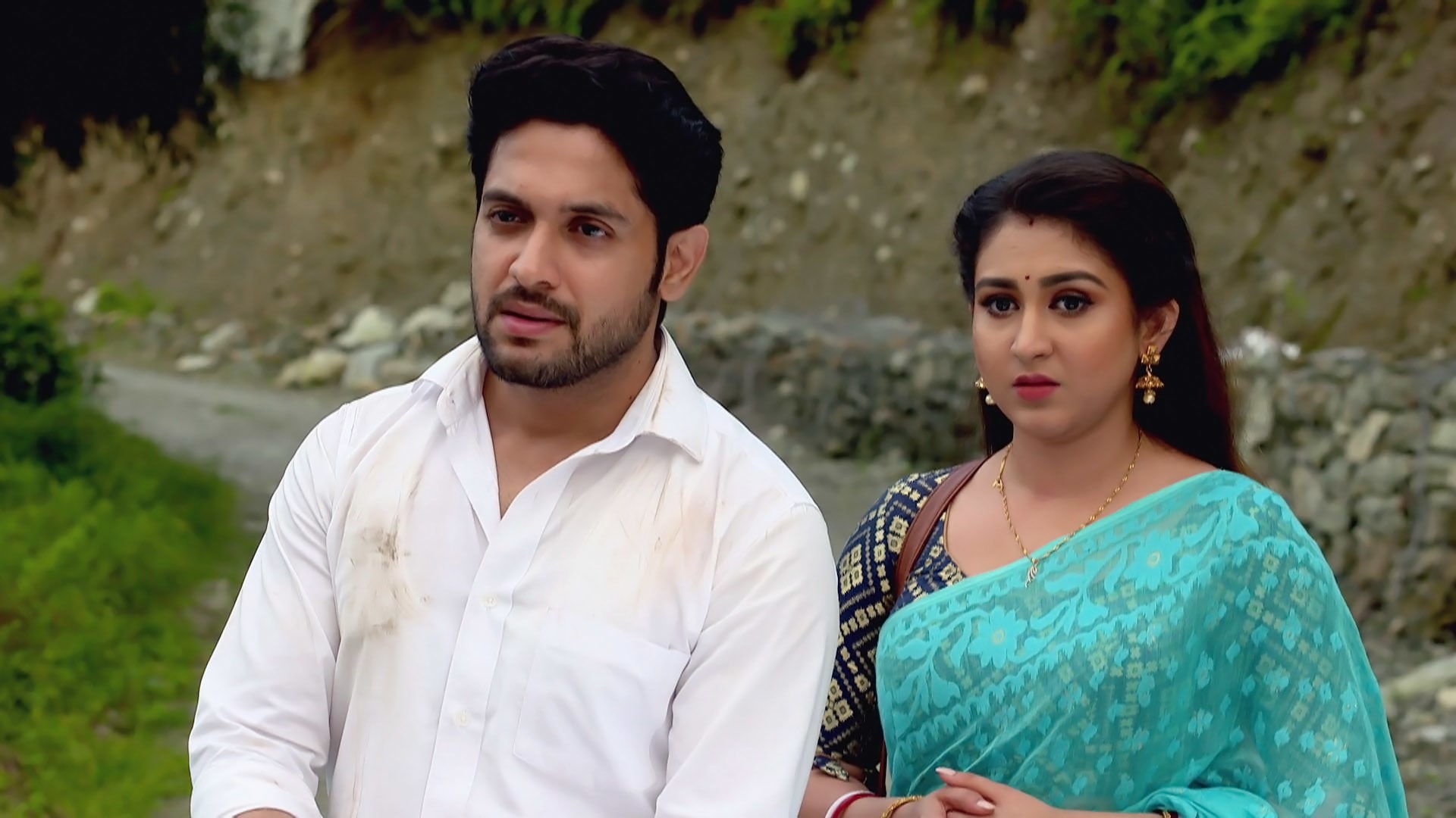 Watch Phagun Bou S1 Episode 170 on JioHotstar