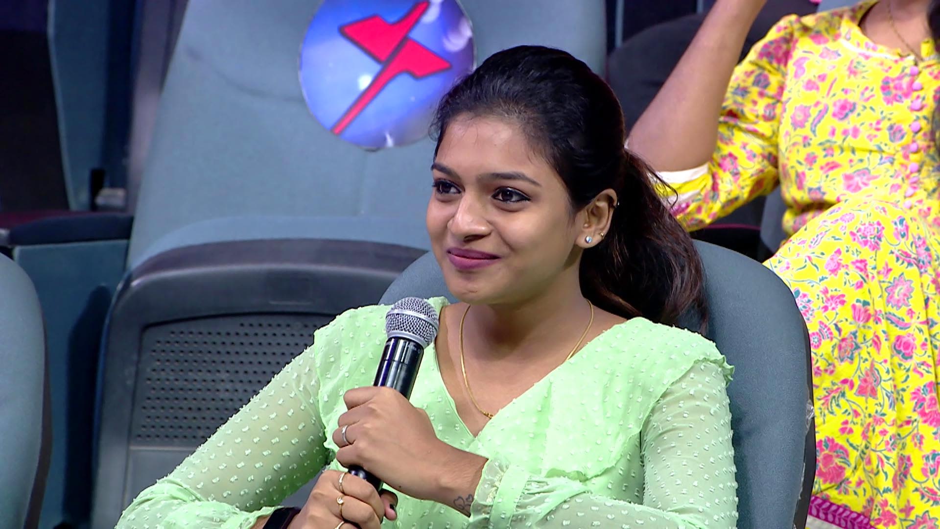 Watch Neeya Naana Episode 199 on JioHotstar