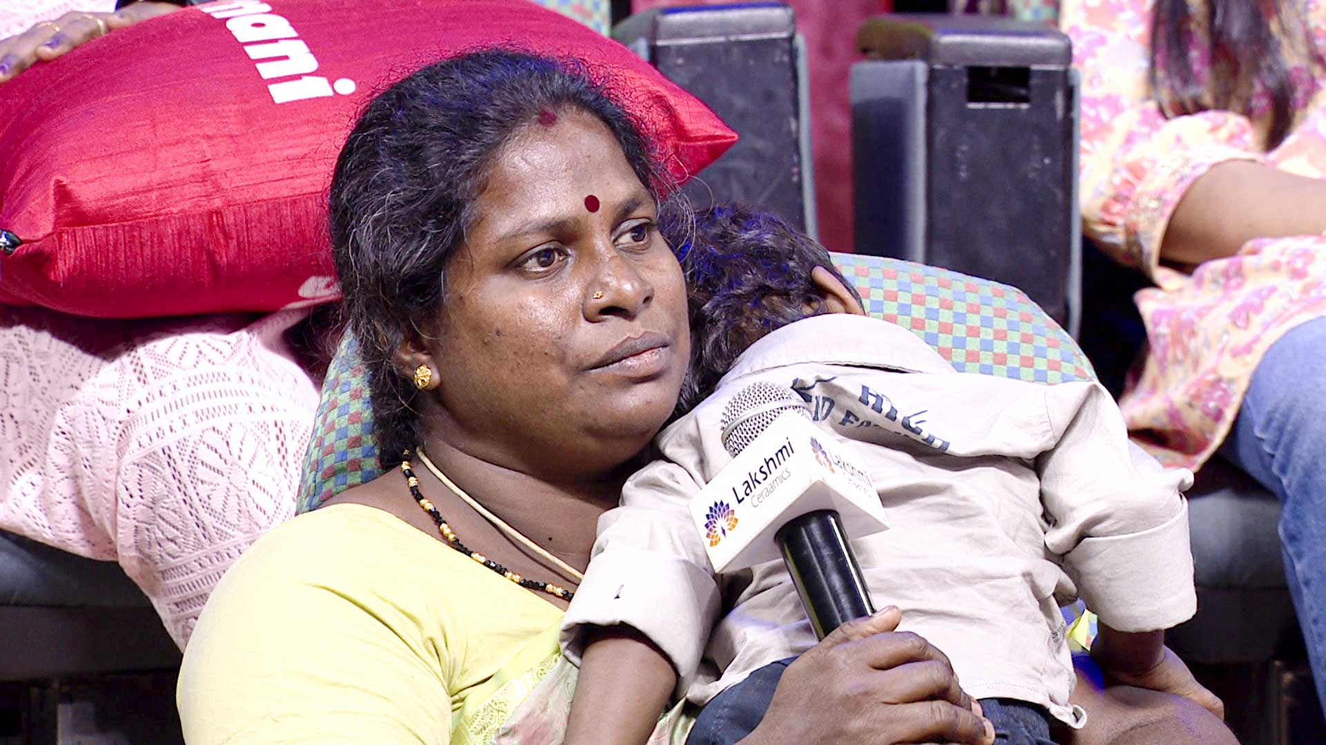 Watch Neeya Naana Episode 381 on JioHotstar