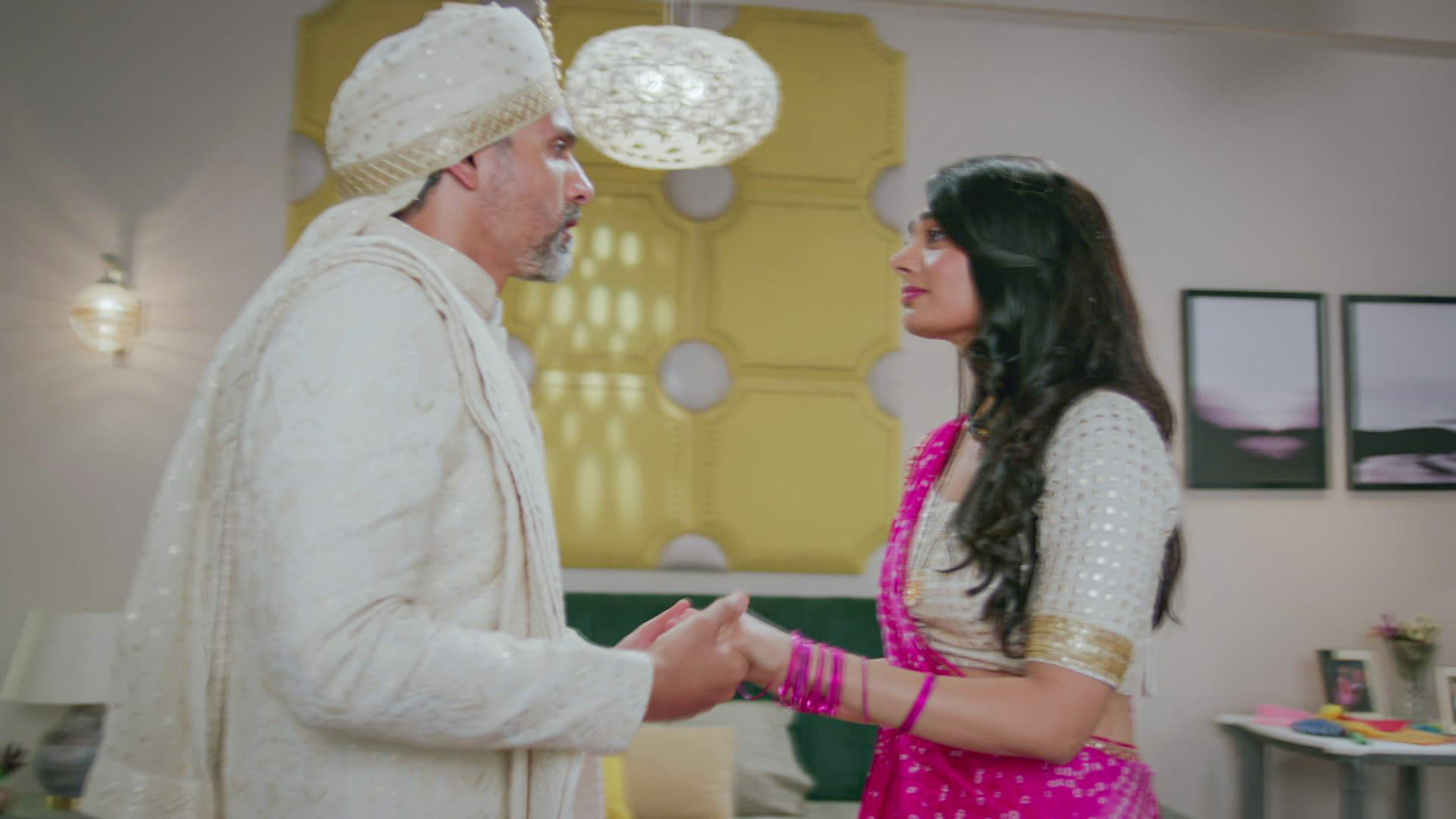 Watch Na Umra Ki Seema Ho S1 Episode 168 on JioHotstar