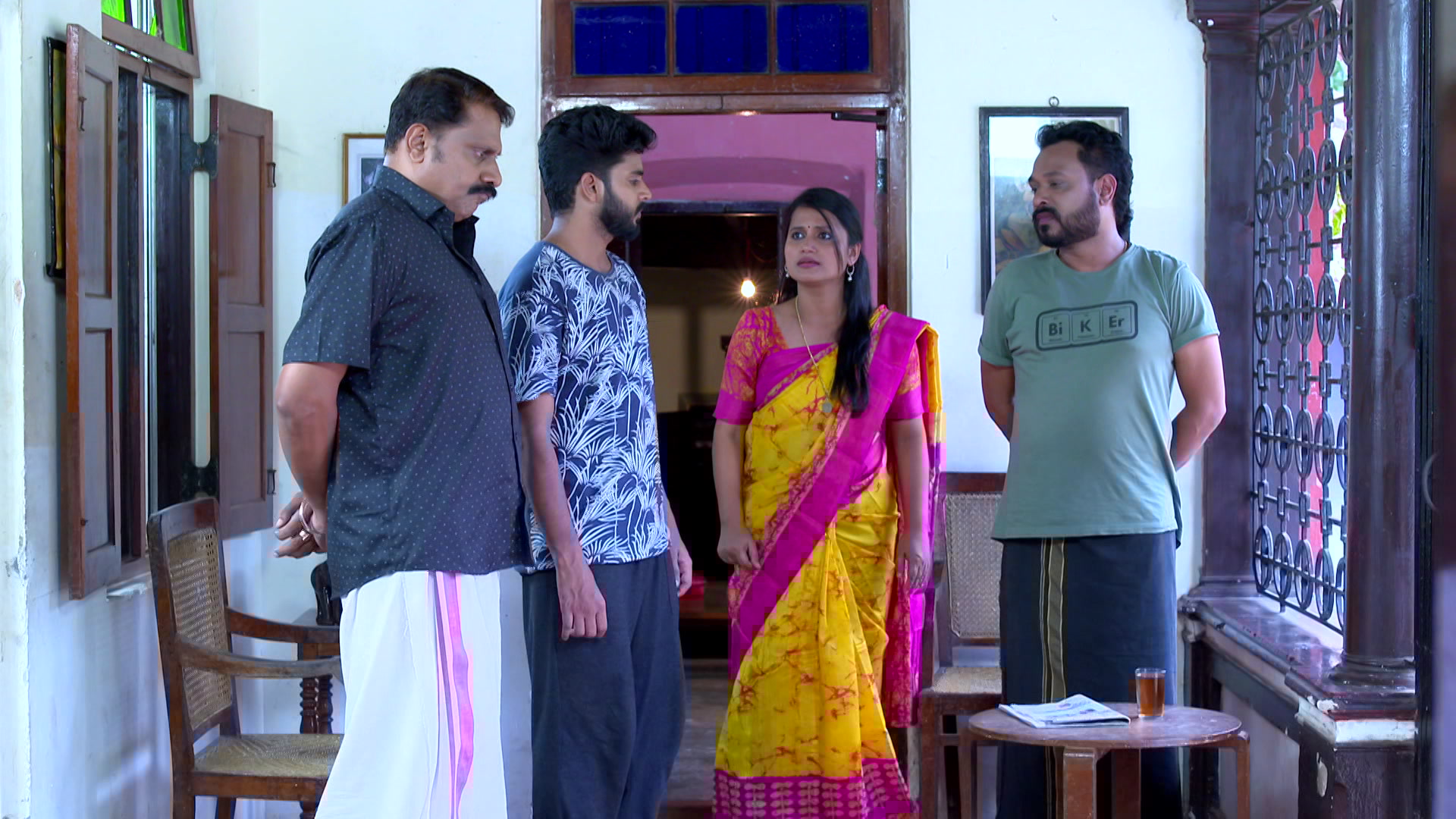 Watch Mounaragam Episode 928 on JioHotstar