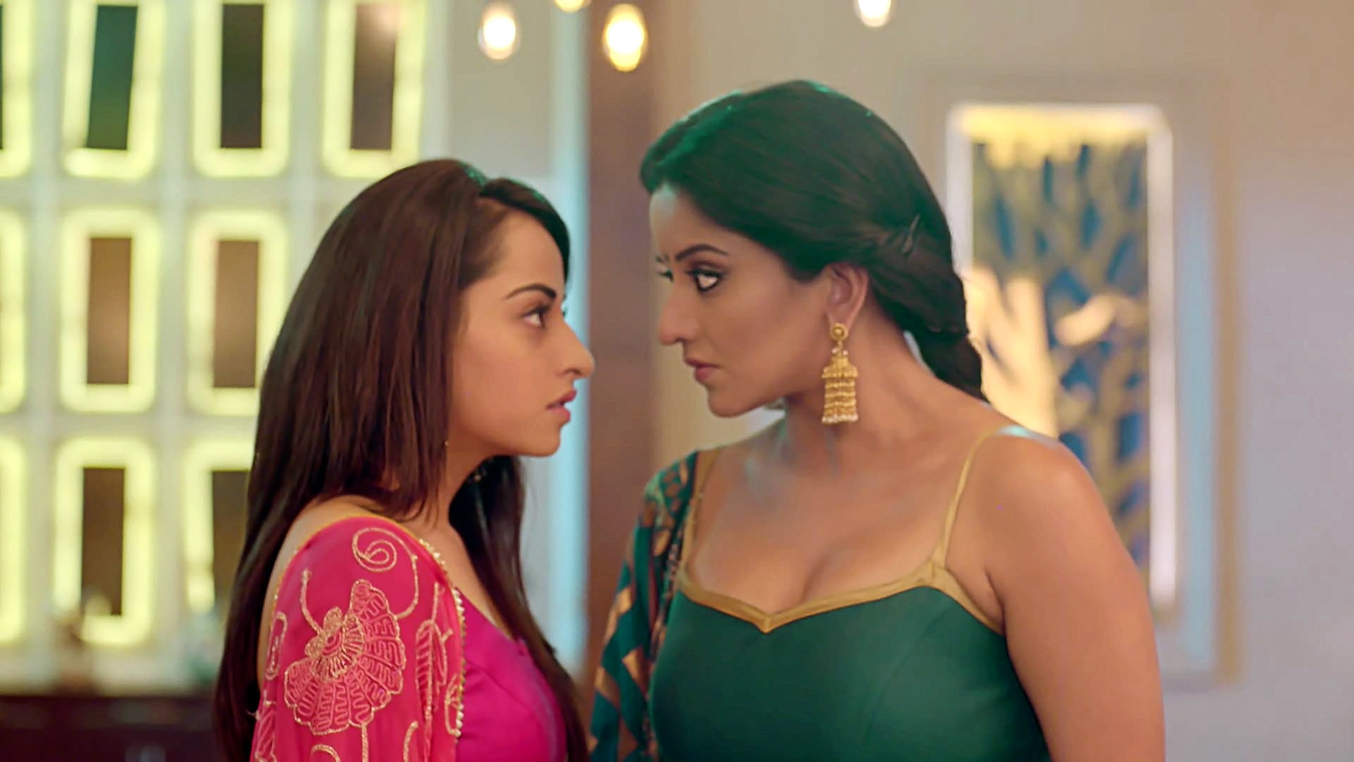 Watch Nazar S1 Episode 77 on JioHotstar