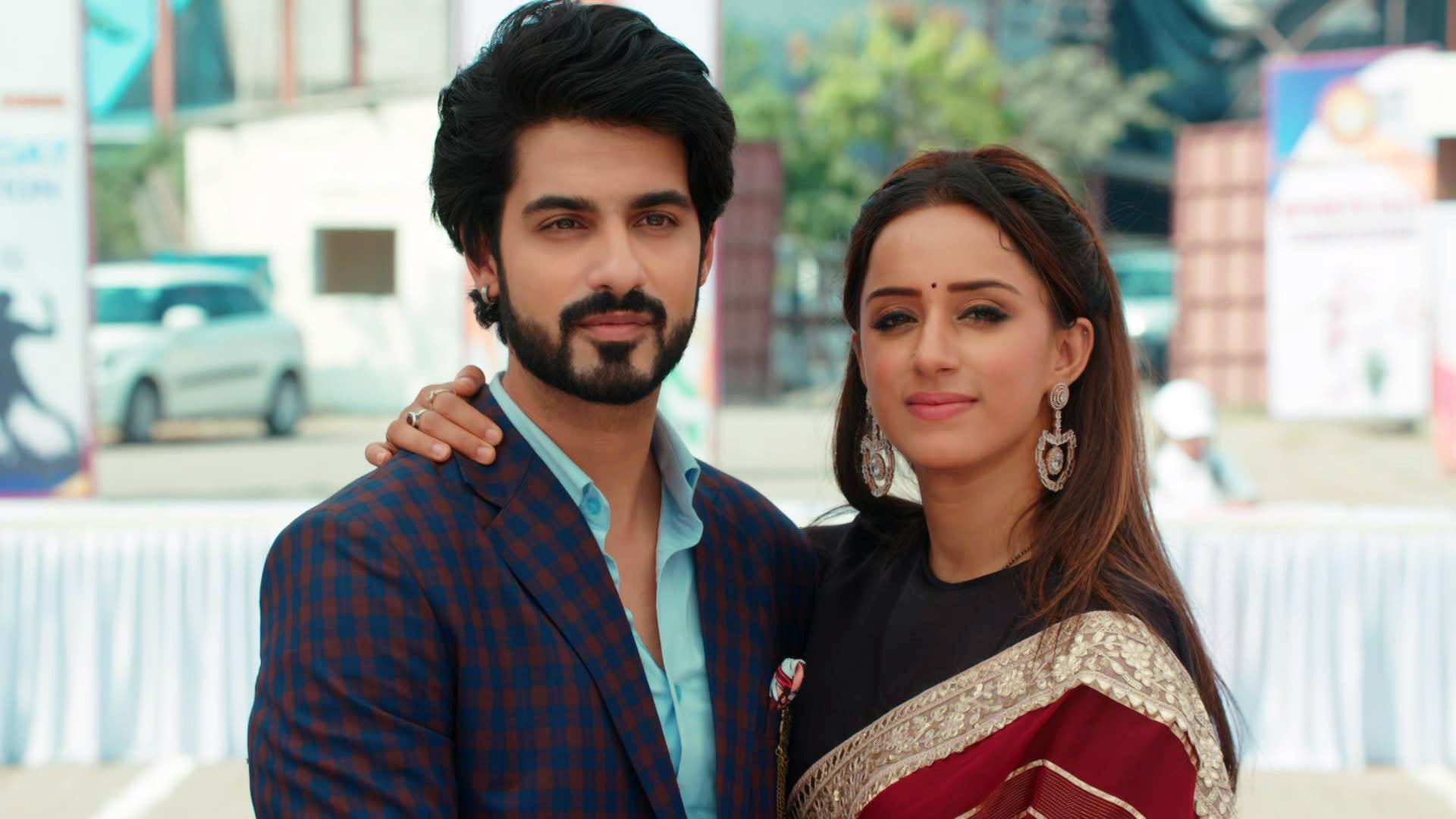 Watch Preesha, Rudraksh Team Up! Online