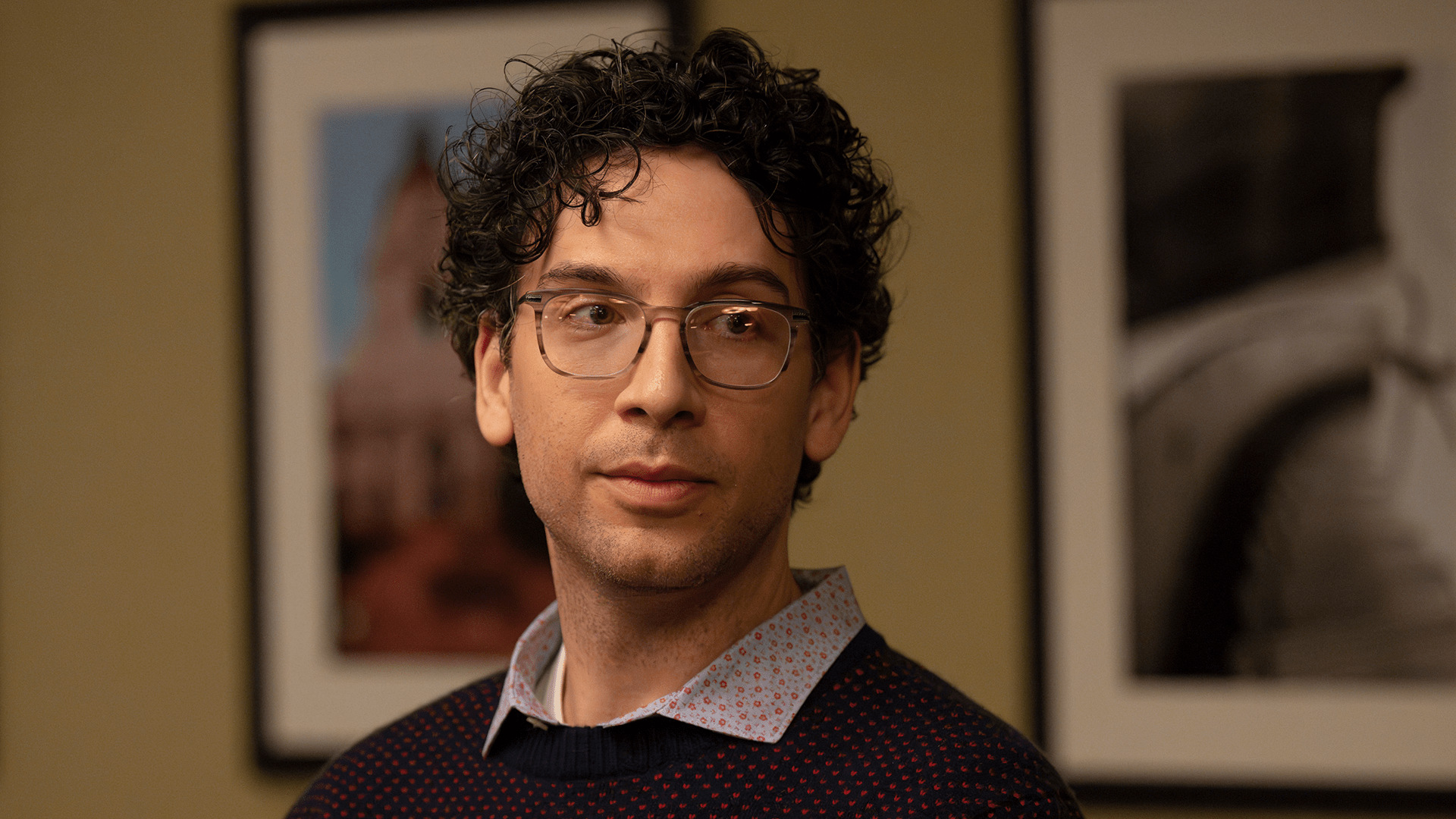 Watch Not Dead Yet S2 Episode 2 on Disney+ UAE | English Fantasy Comedy ...