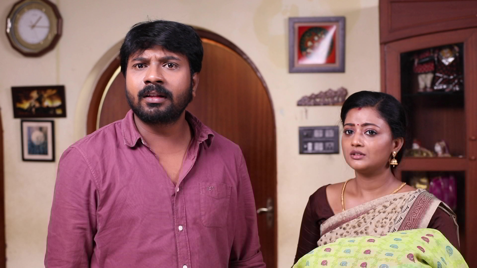Watch Siragadikka Aasai Episode 252 on JioHotstar