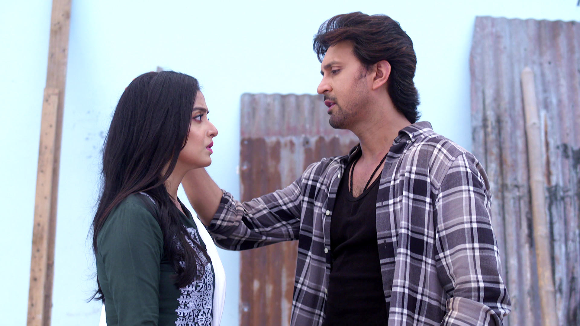 Watch Khelaghor S1 Episode 524 on JioHotstar