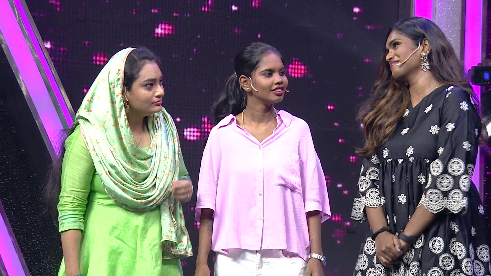 Watch Andakakasam Episode 24 on JioHotstar