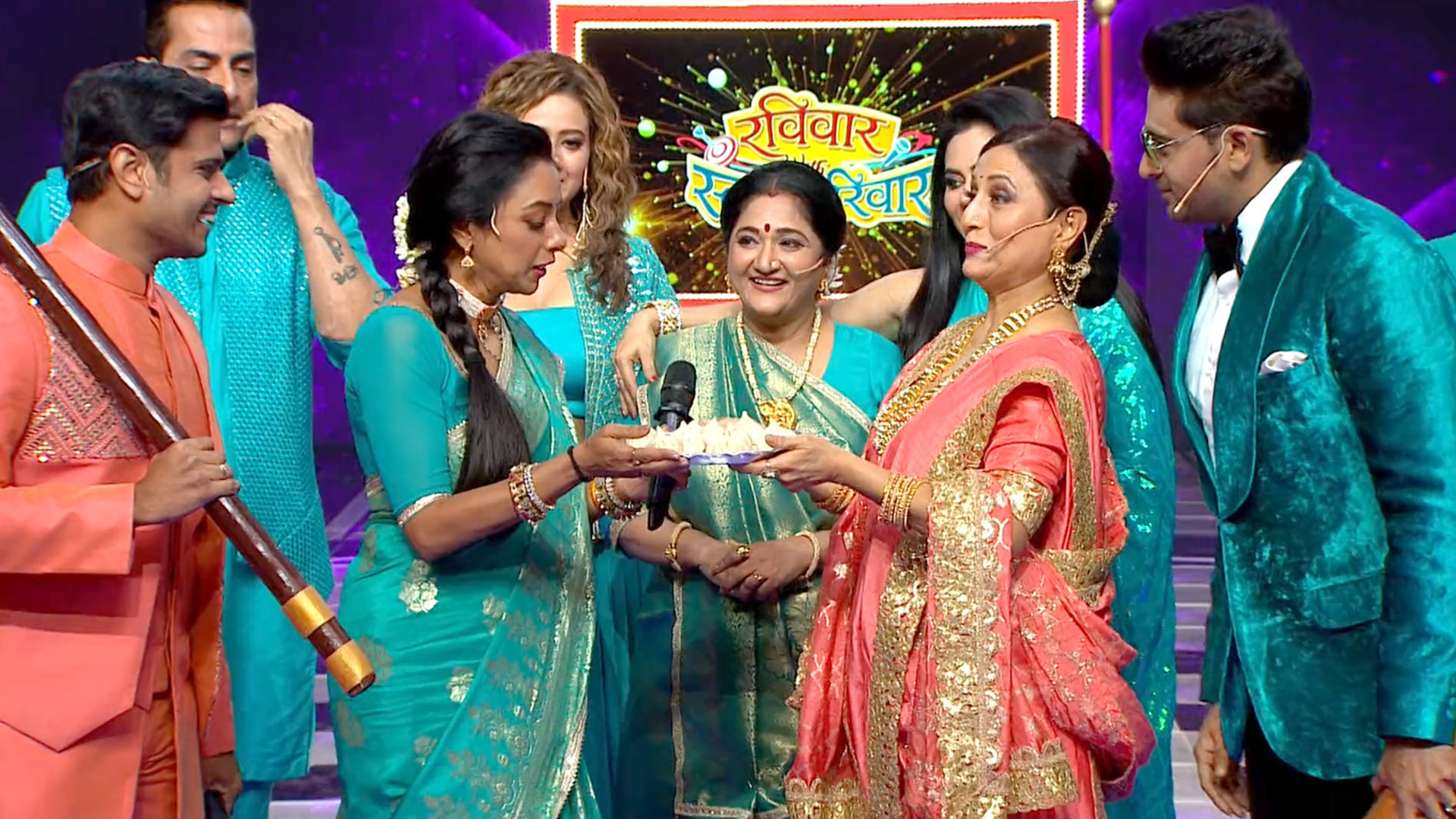 Watch ravivaar-with-star-parivaar All Episodes | Watcho