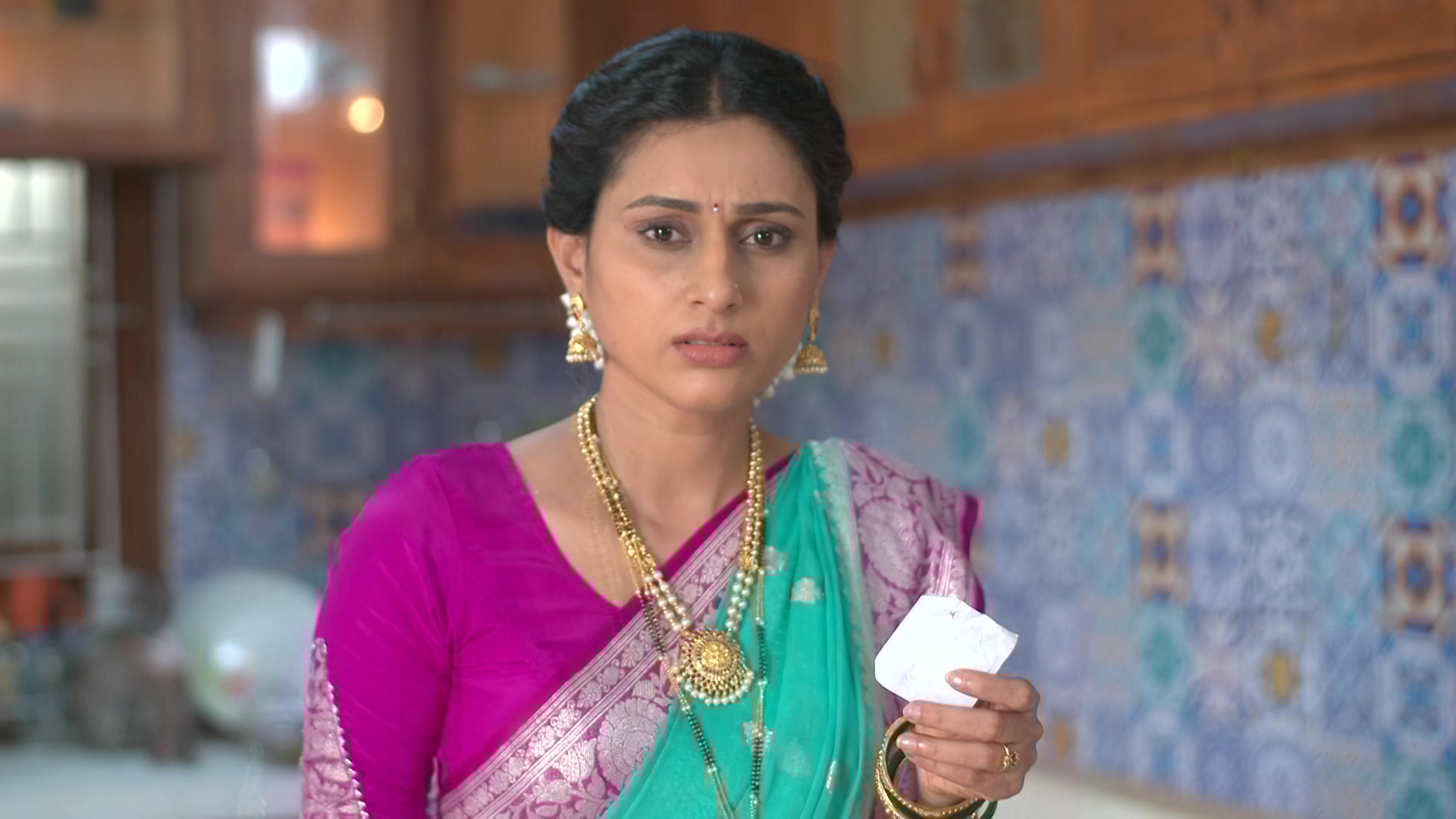 Watch Gharo Ghari Maatichya Chuli Episode 56 on JioHotstar