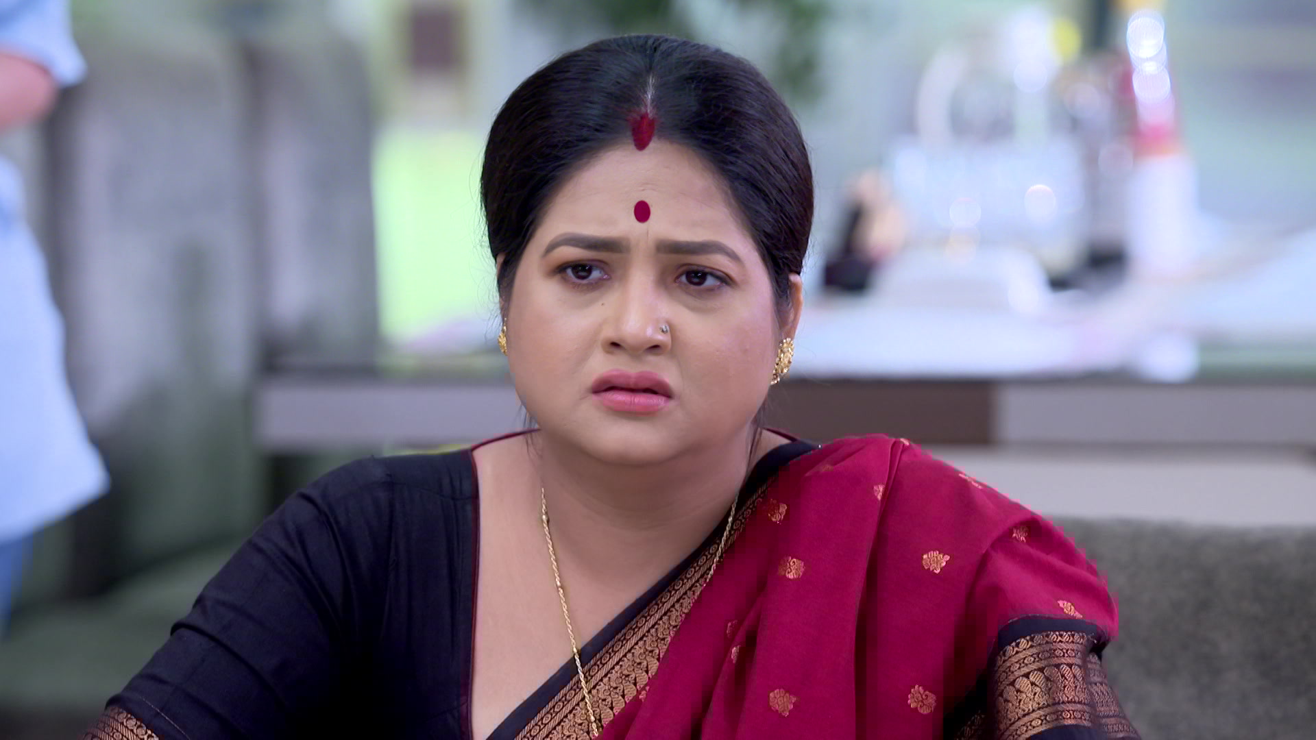 Watch Tomader Rani Episode 289 on JioHotstar