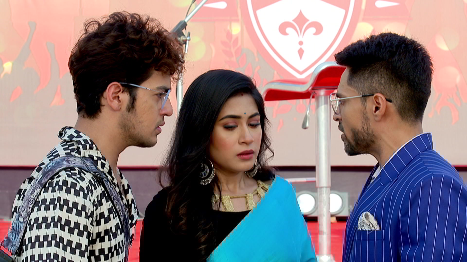 Watch Gaatchora Episode 489 on JioHotstar