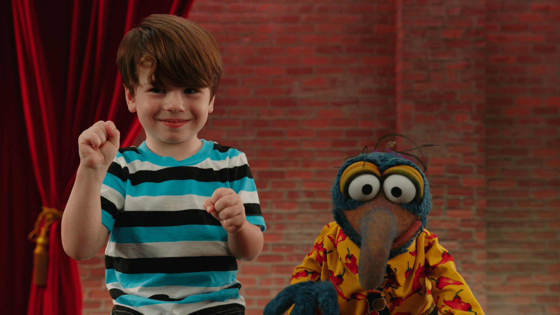 Watch Muppet Moments S1 Episode 10 on Disney+ Egypt | English German ...