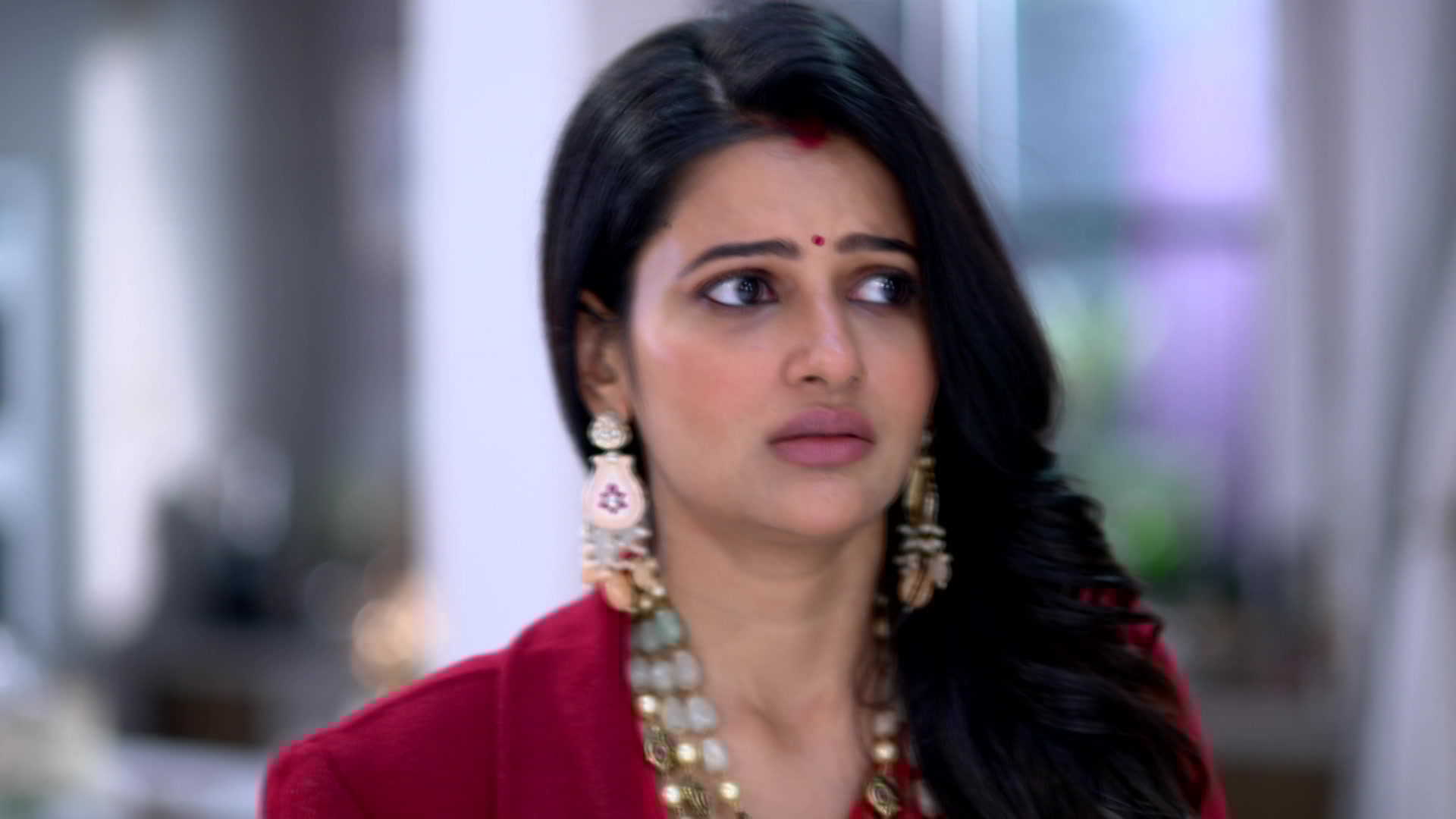 Watch Grihoprobesh Episode 38 on JioHotstar