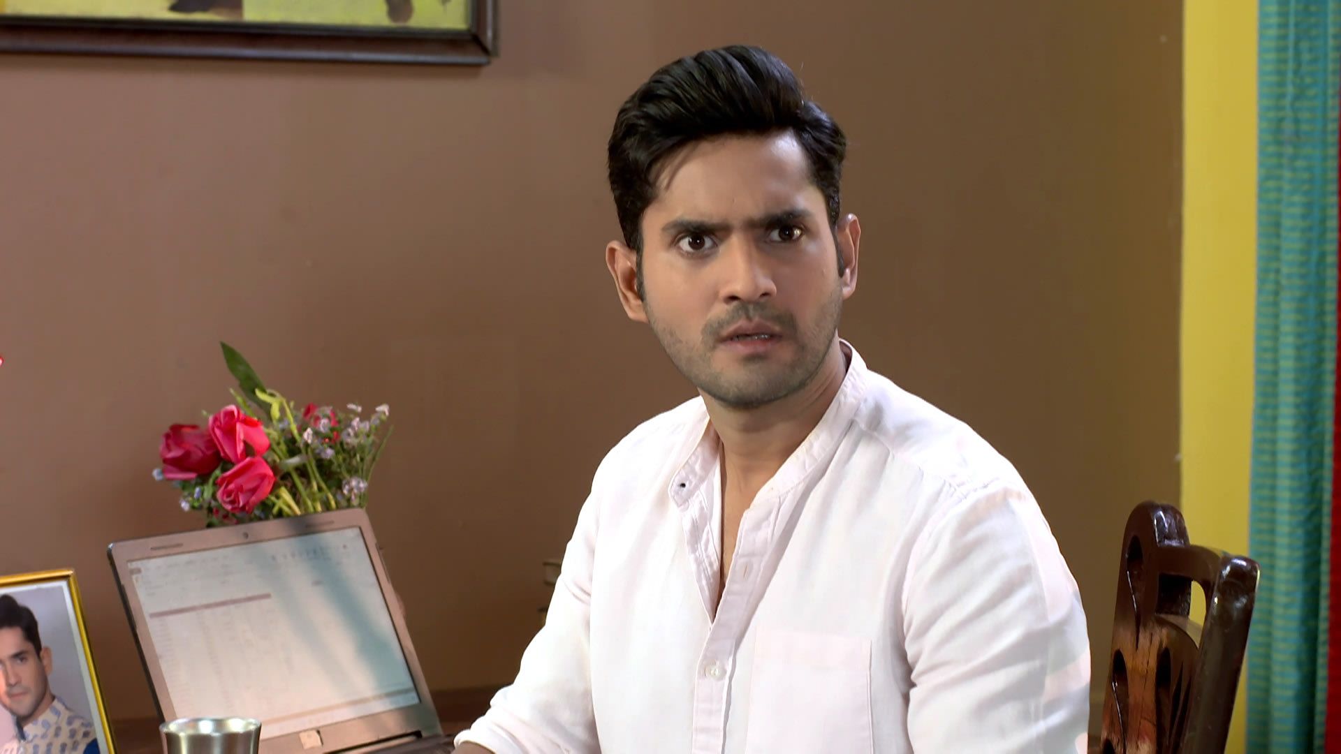 Watch A Shocker for Jaydeep Online