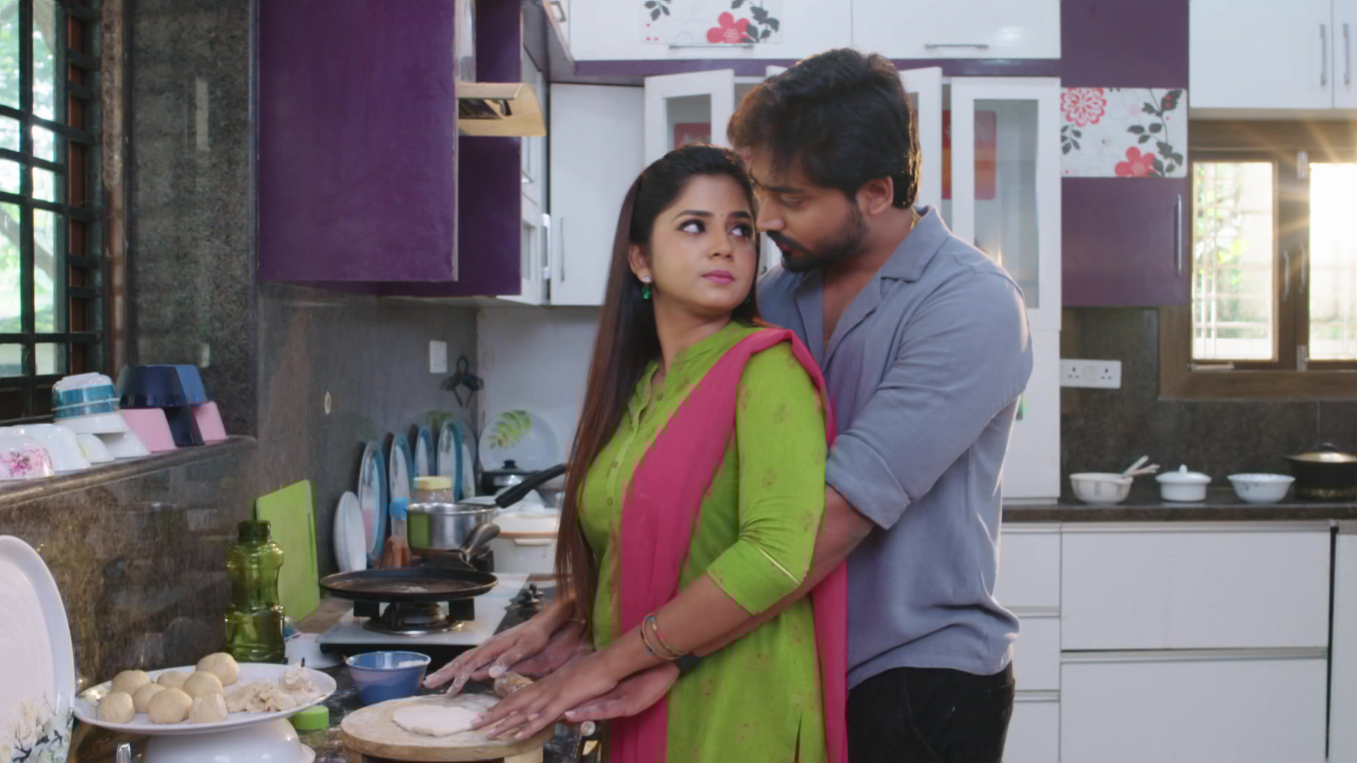 Watch Guppedantha Manasu S1 Episode 599 on JioHotstar