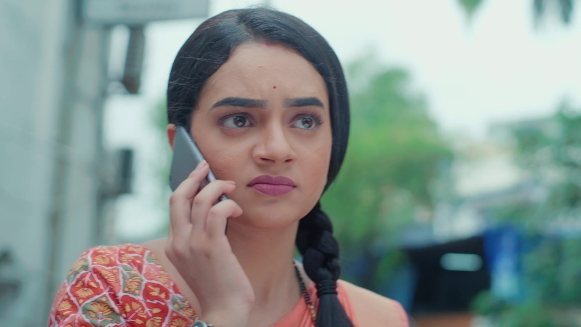 Watch Aboli S1 Episode 1147 on JioHotstar