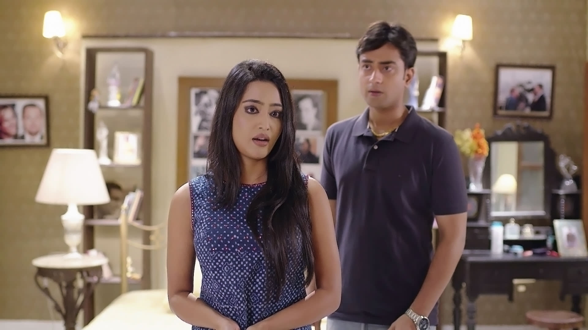 Watch Jahnabi Questions Som Online