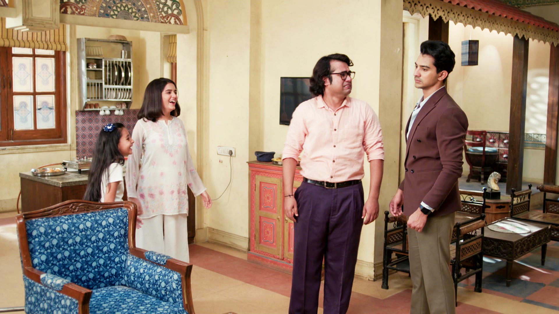 Watch Pandya Store S2 Episode 1132 on JioHotstar