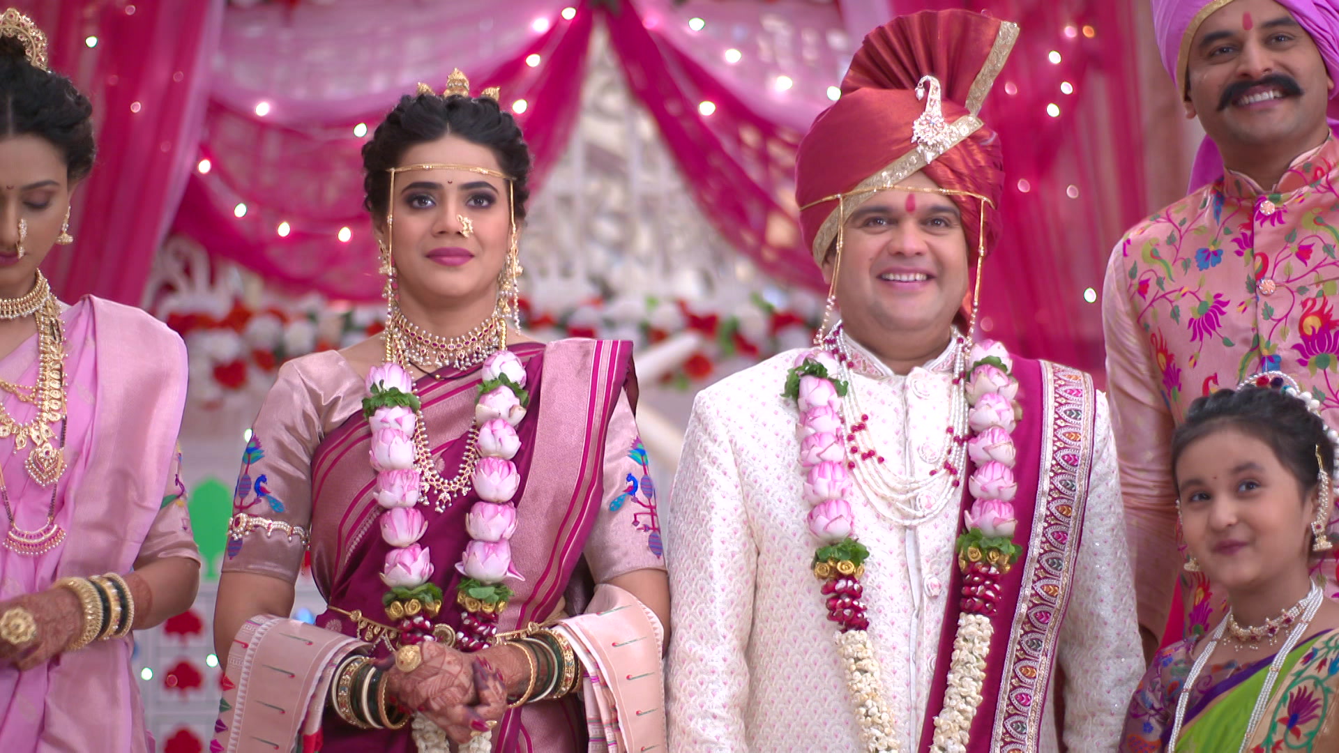 Watch Gharo Ghari Maatichya Chuli S1 Episode 50 on JioHotstar