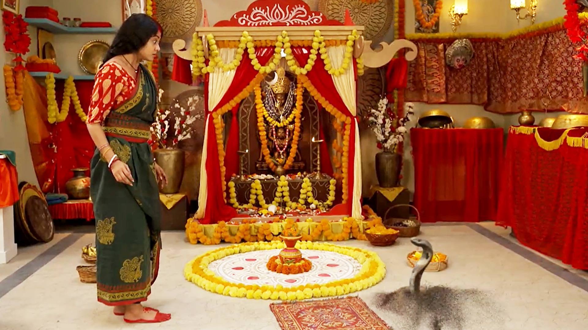 Watch a clip from Is Ponchomi in Trouble? - Promo on Hotstar