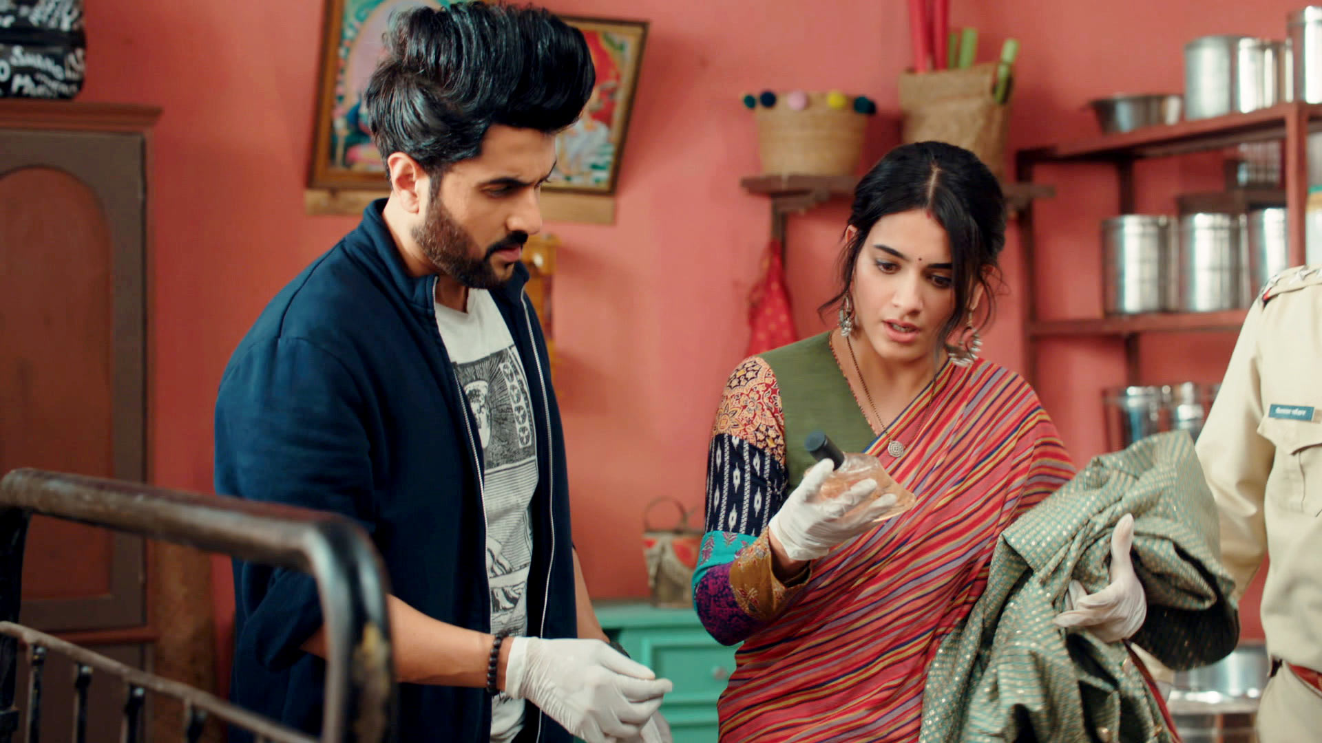 Stream Kaashvi Finds Evidence Season 5 Episode 485 – Kaashvi Finds ...