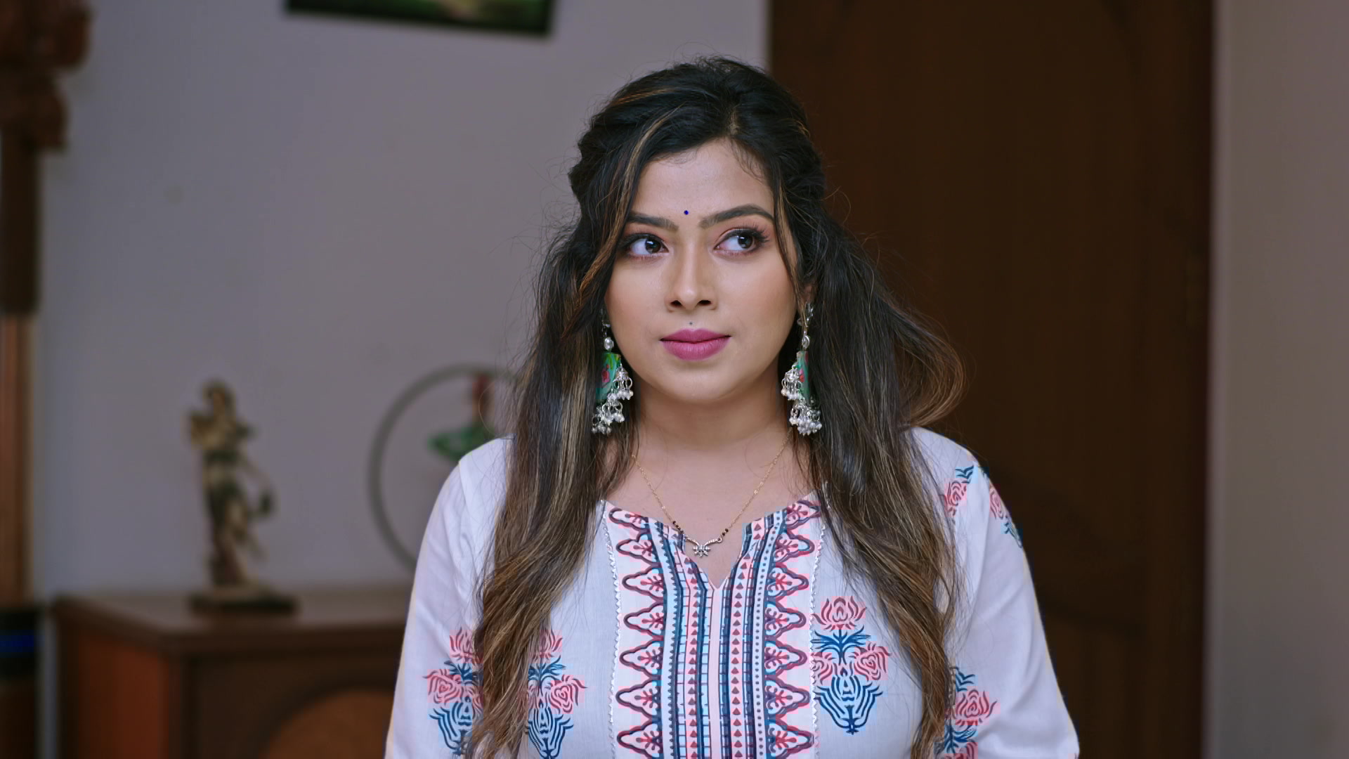 Watch Ninna Jothe Nanna Kathe Episode 99 on JioHotstar