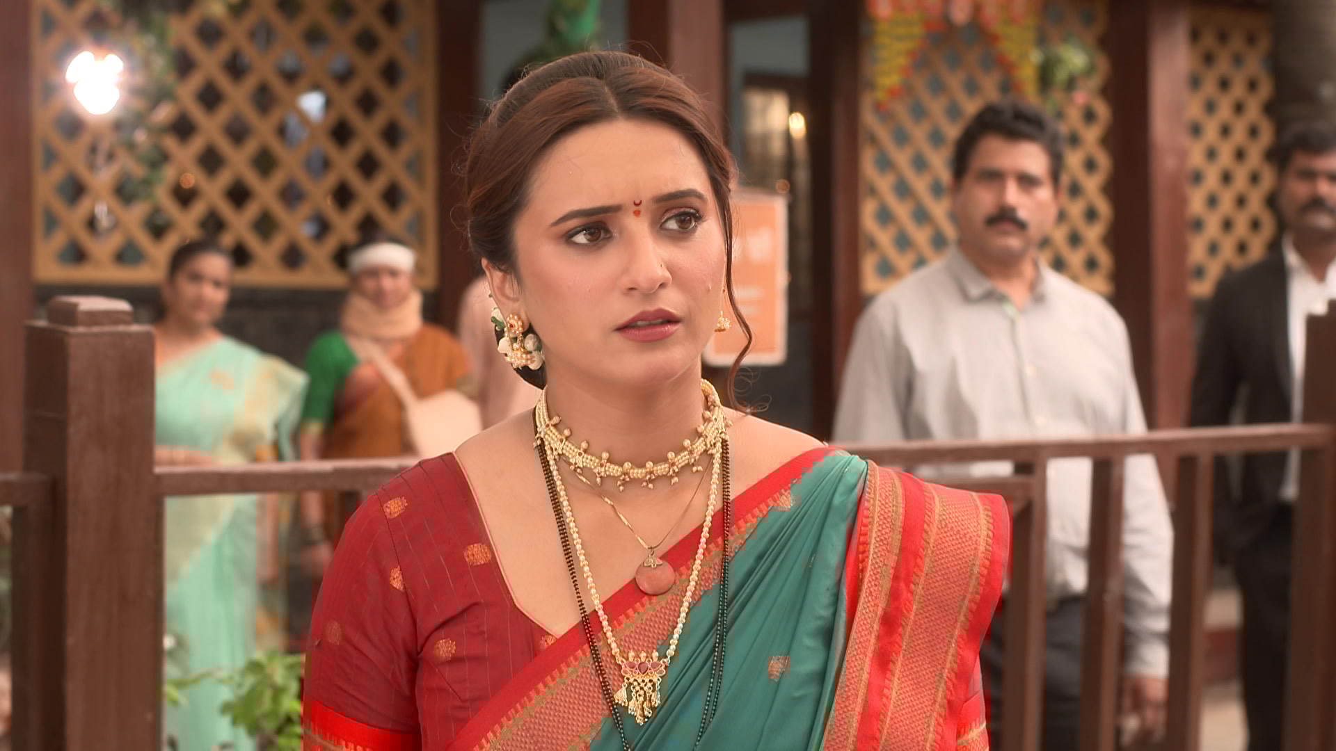 Watch Thoda Tuza Ani Thoda Maza S1 Episode 279 on JioHotstar