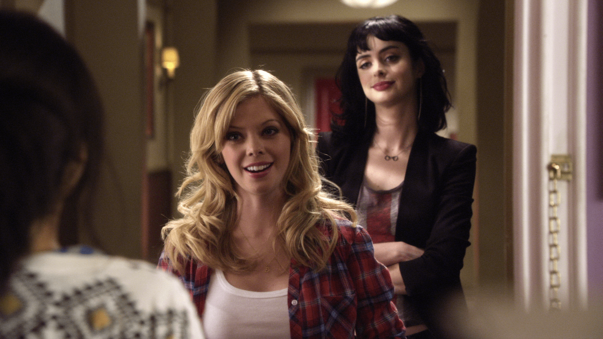 Watch Don't Trust the B---- In Apartment 23 Episode 1 on Disney+ South ...