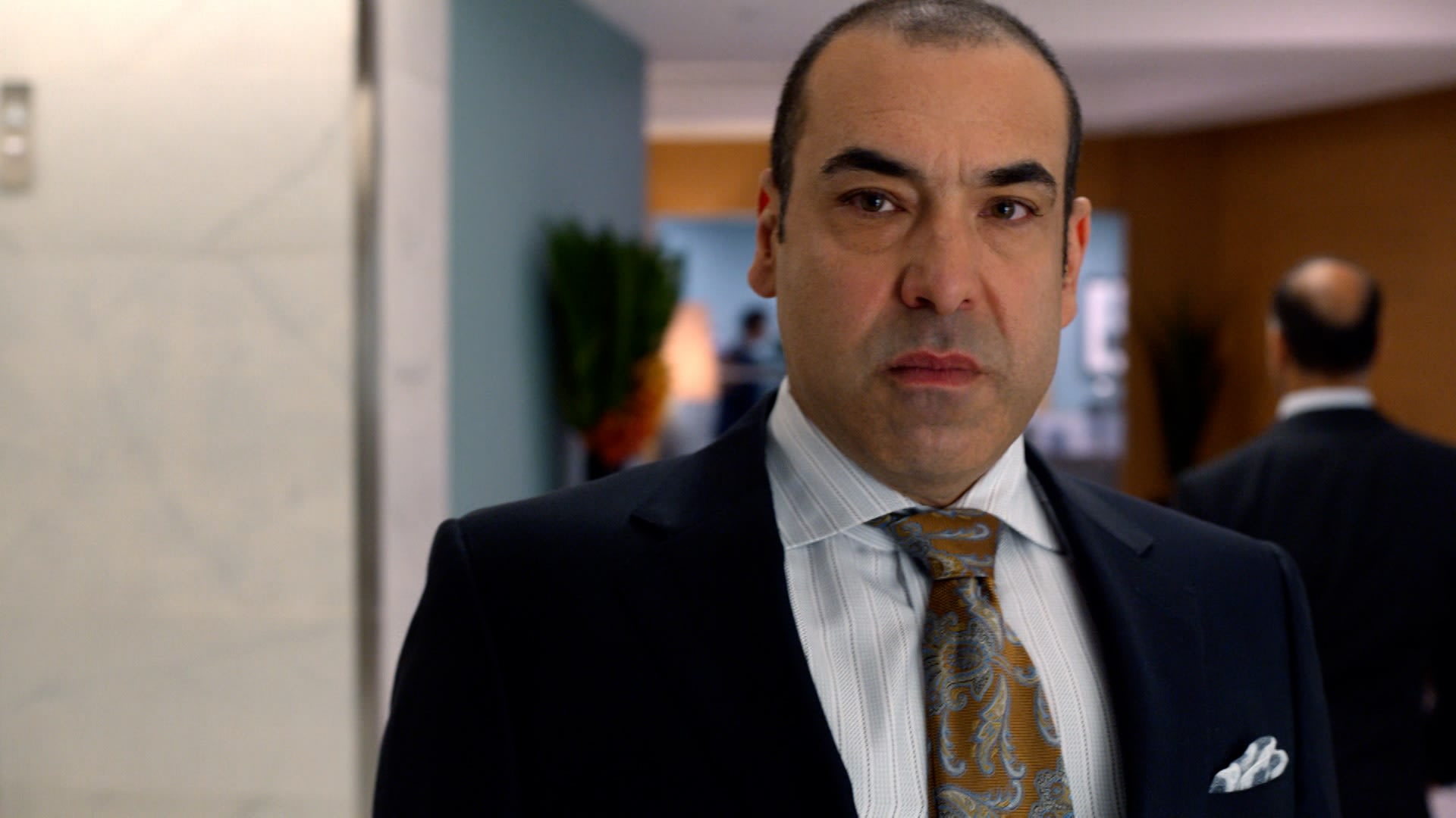 Watch Suits S4 Episode 14 on JioHotstar