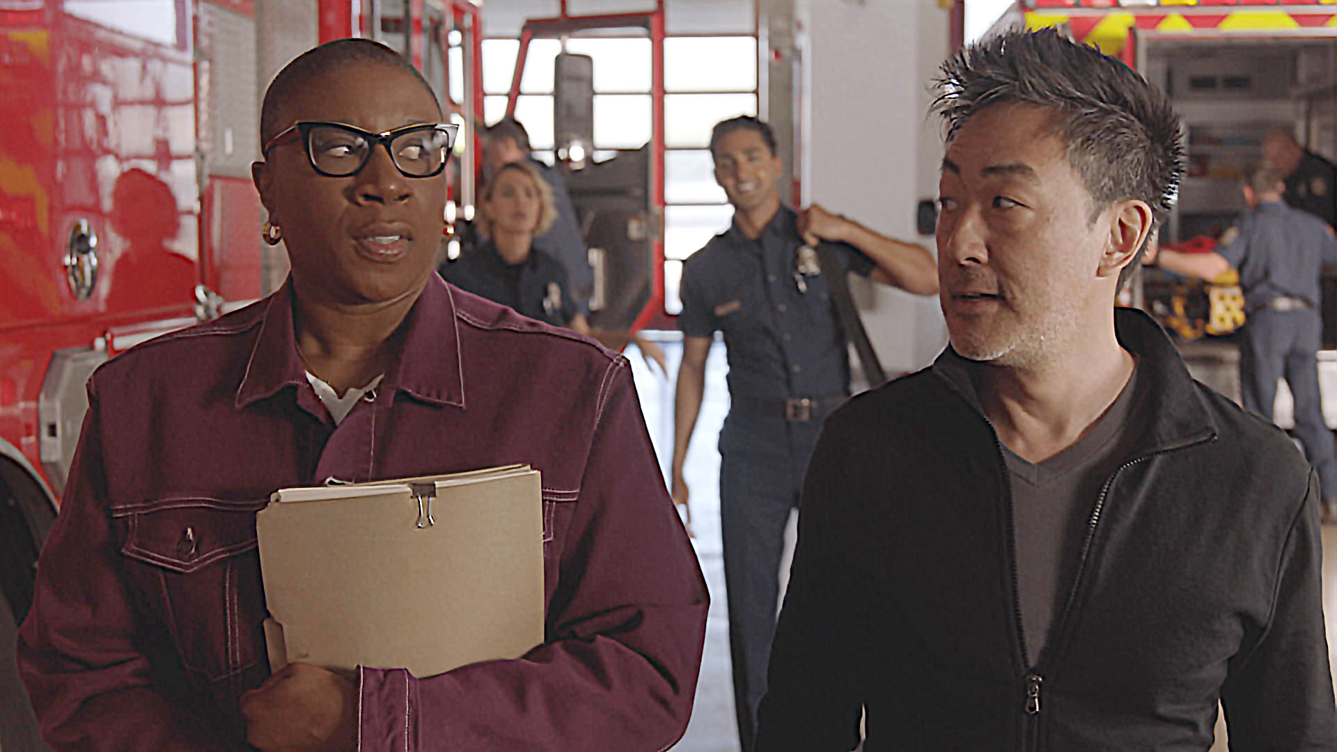 Nonton Hero Complex Season 5 Episode 17 - Hero Complex di Disney+